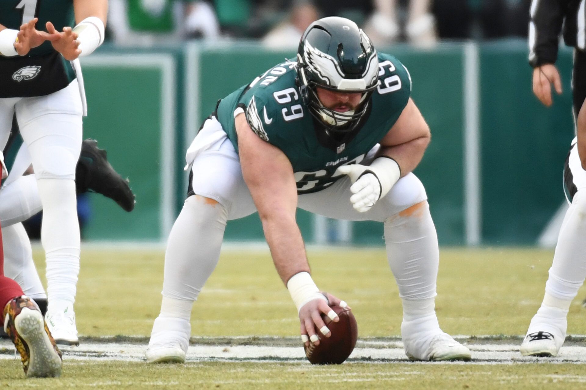 Eagles’ 3-Time Pro Bowl OL Boldly Challenges NFL To ‘Get Rid Of’ Tush ...