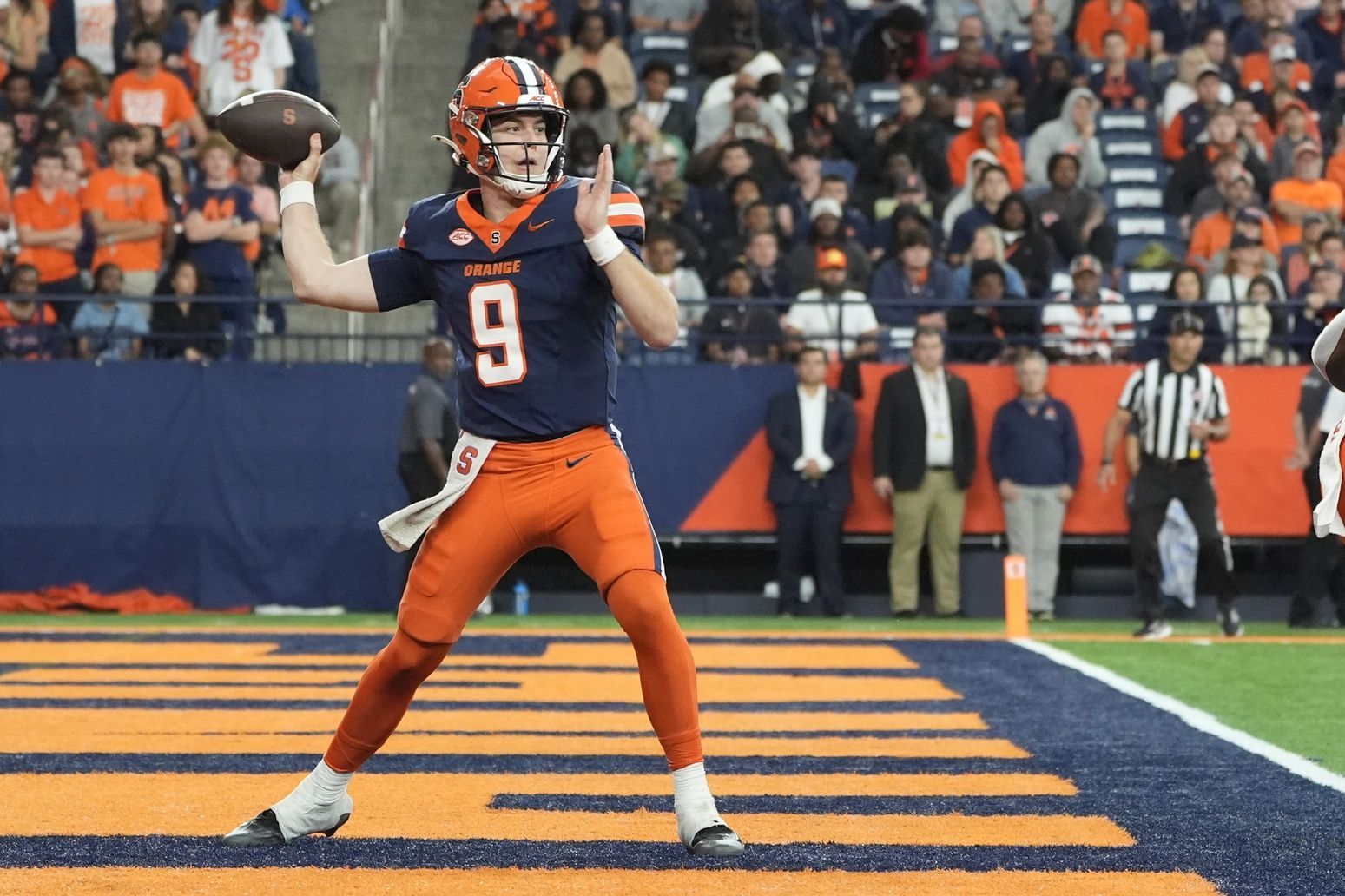 Is Steve Angeli Playing With an Injury? The Latest on Syracuse QB’s ...