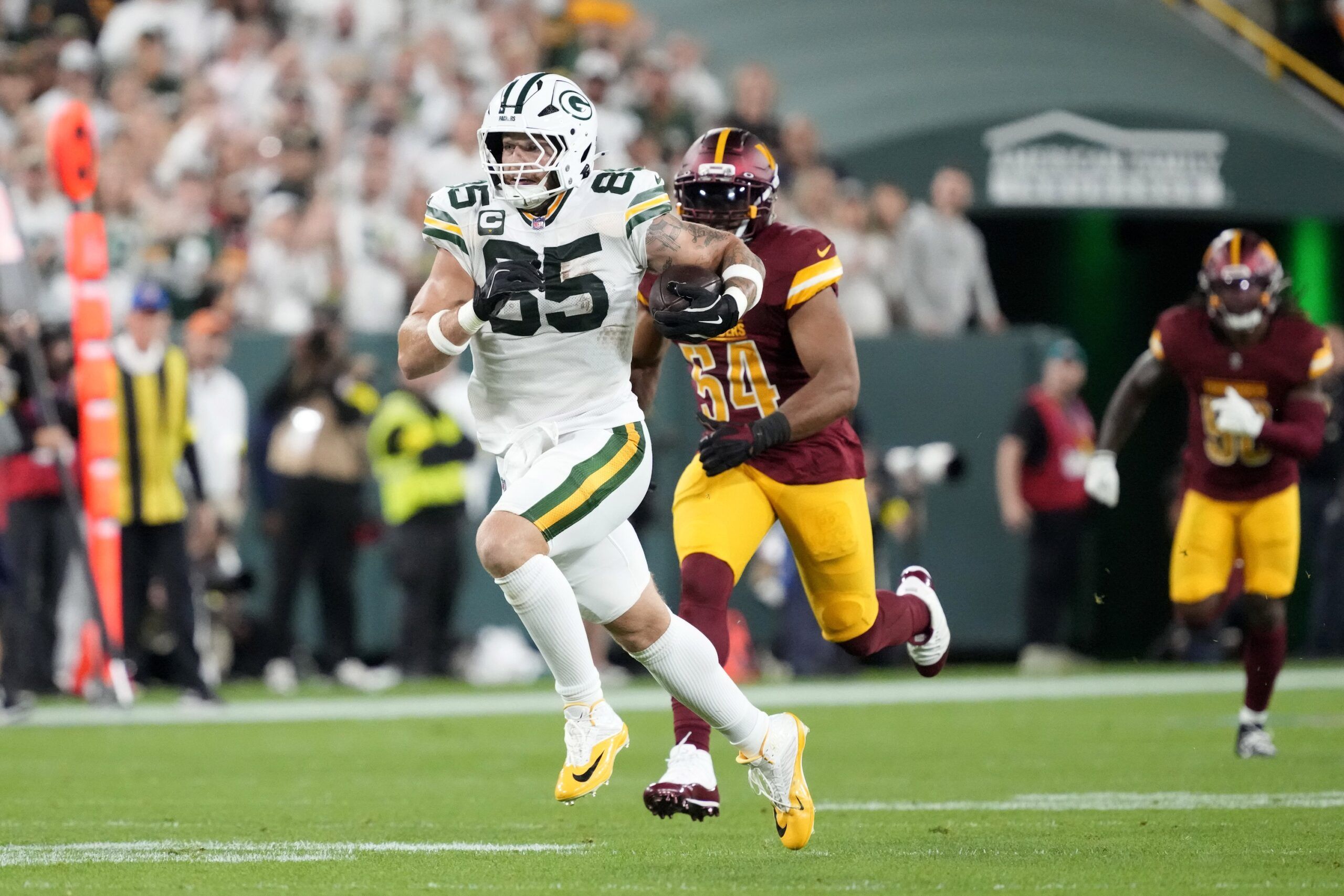 Is Tucker Kraft Hurt? Breaking Down the Packers TE’s Slow Start in Week ...