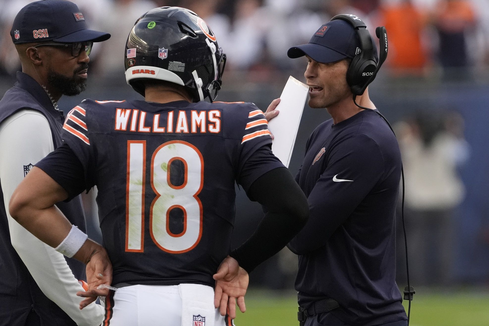 Caleb Williams Honors Bears HC Ben Johnson With Meaningful Gesture ...