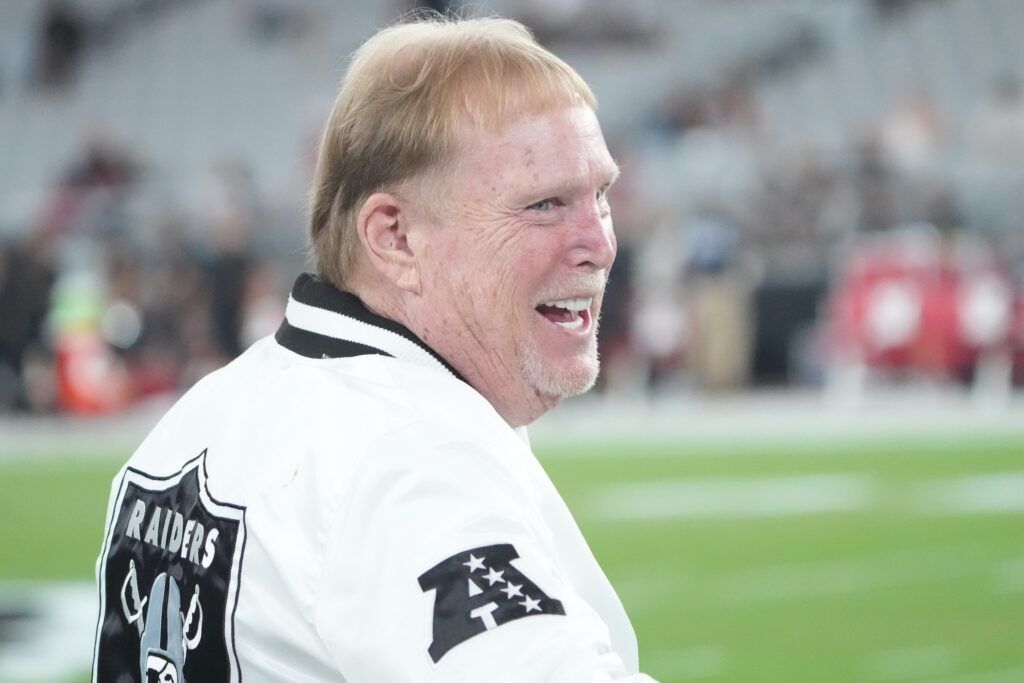 Raiders Fans Roast Billionaire Owner Mark Davis' Viral Transformation