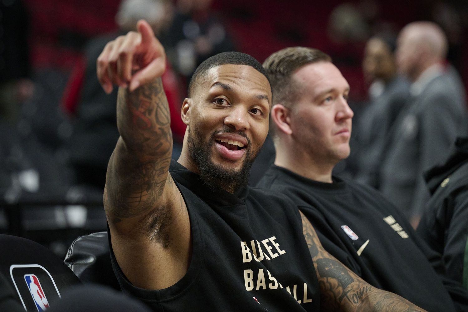 Damian Lillard Gets a Heartwarming Welcome From Portland Fans After ...