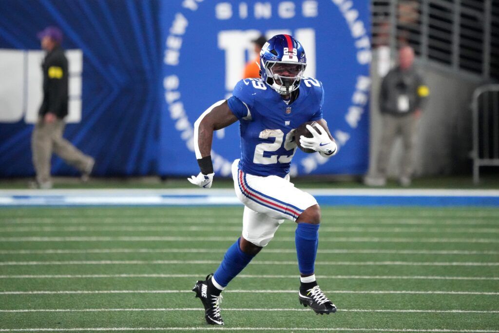 How Long Will Tyrone Tracy Be Out? Giants RB Gets Bad News After SNF Injury