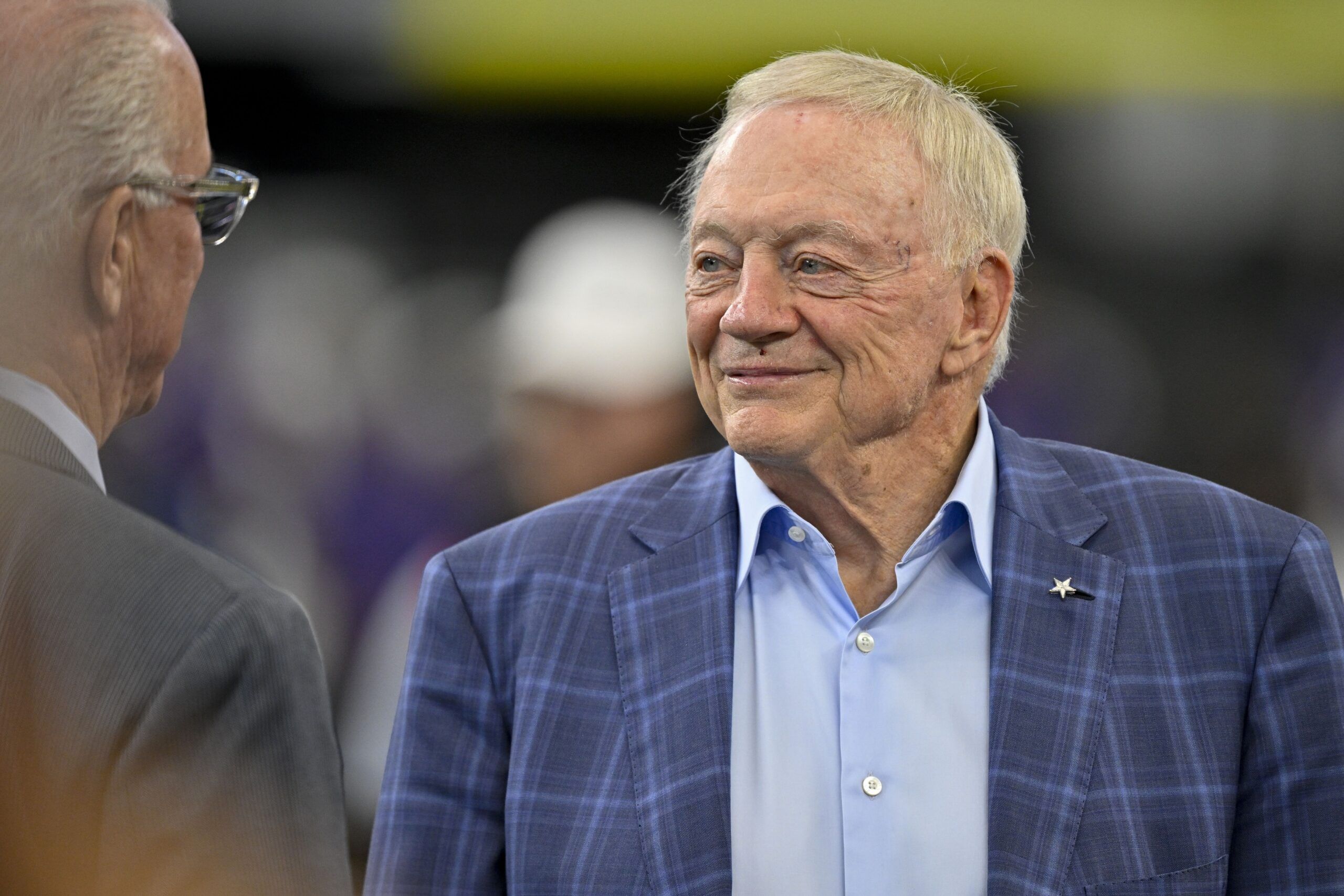 ‘Poking the Bear’ -- Cowboys Fans Rip Jerry Jones for Shocking Micah ...