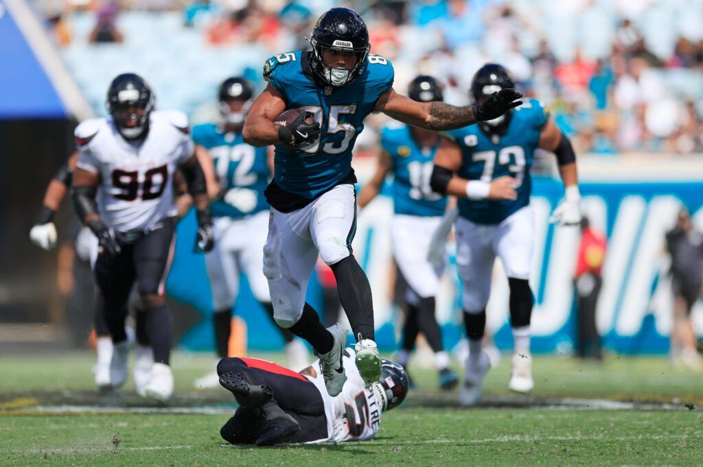 Week 4 Fantasy TE Streamers: Notable Players Include Brenton Strange ...