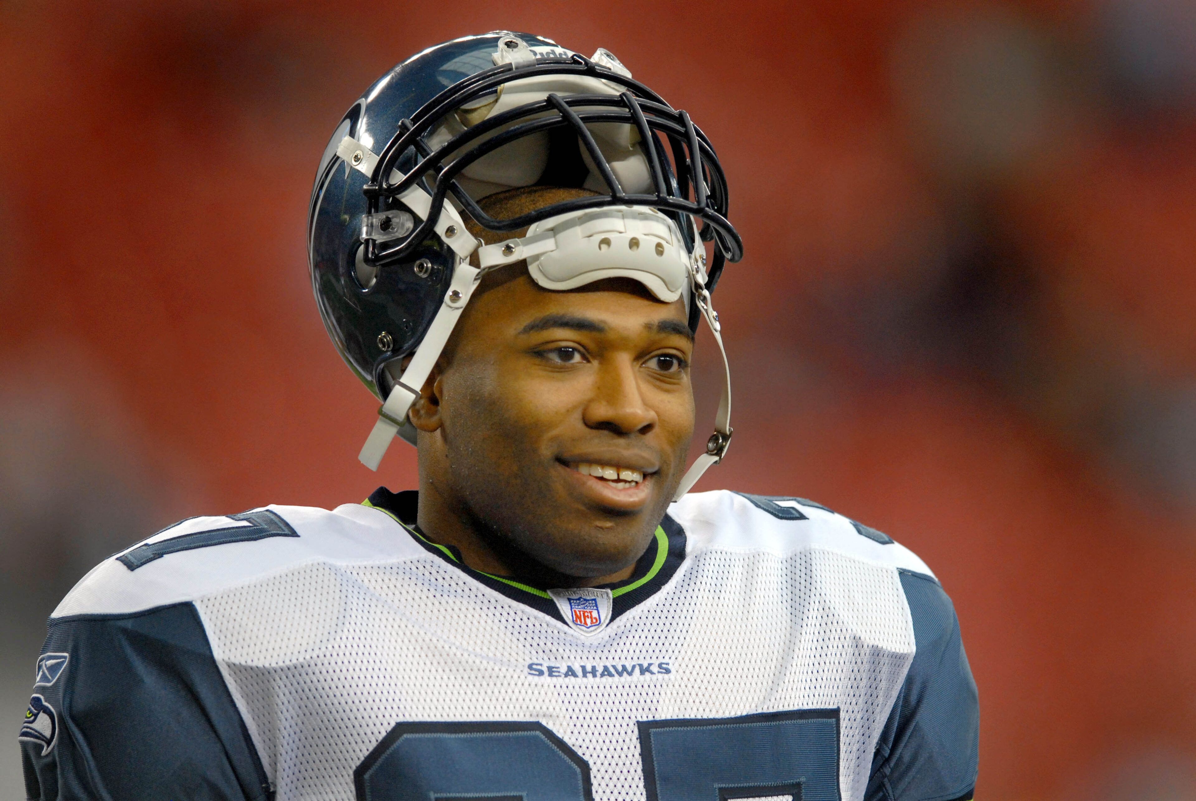 Who Is Shaun Alexander’s Wife Valerie? A Look at the Former Seahawks RB’s Marriage and Whopping ...