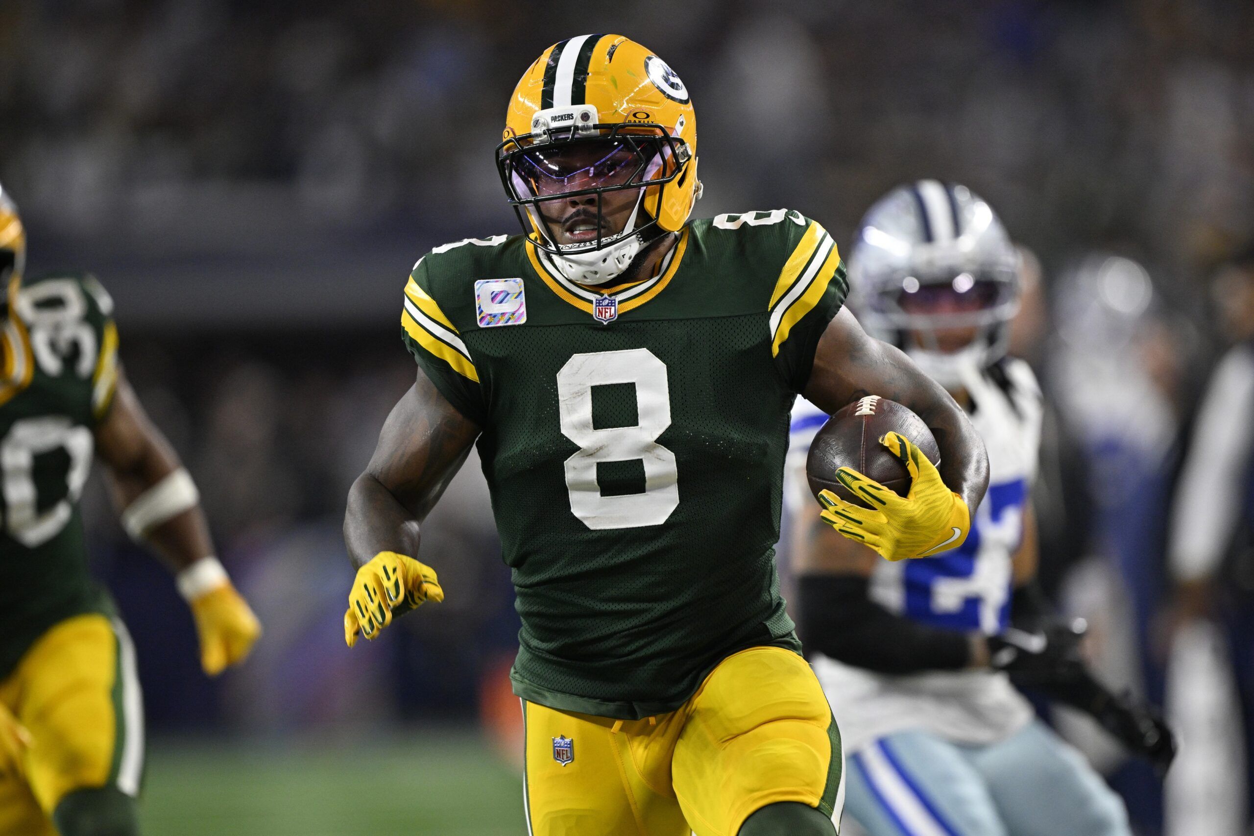 Is Josh Jacobs Hurt? Breaking Down the Packers RB’s Quiet Start on SNF ...