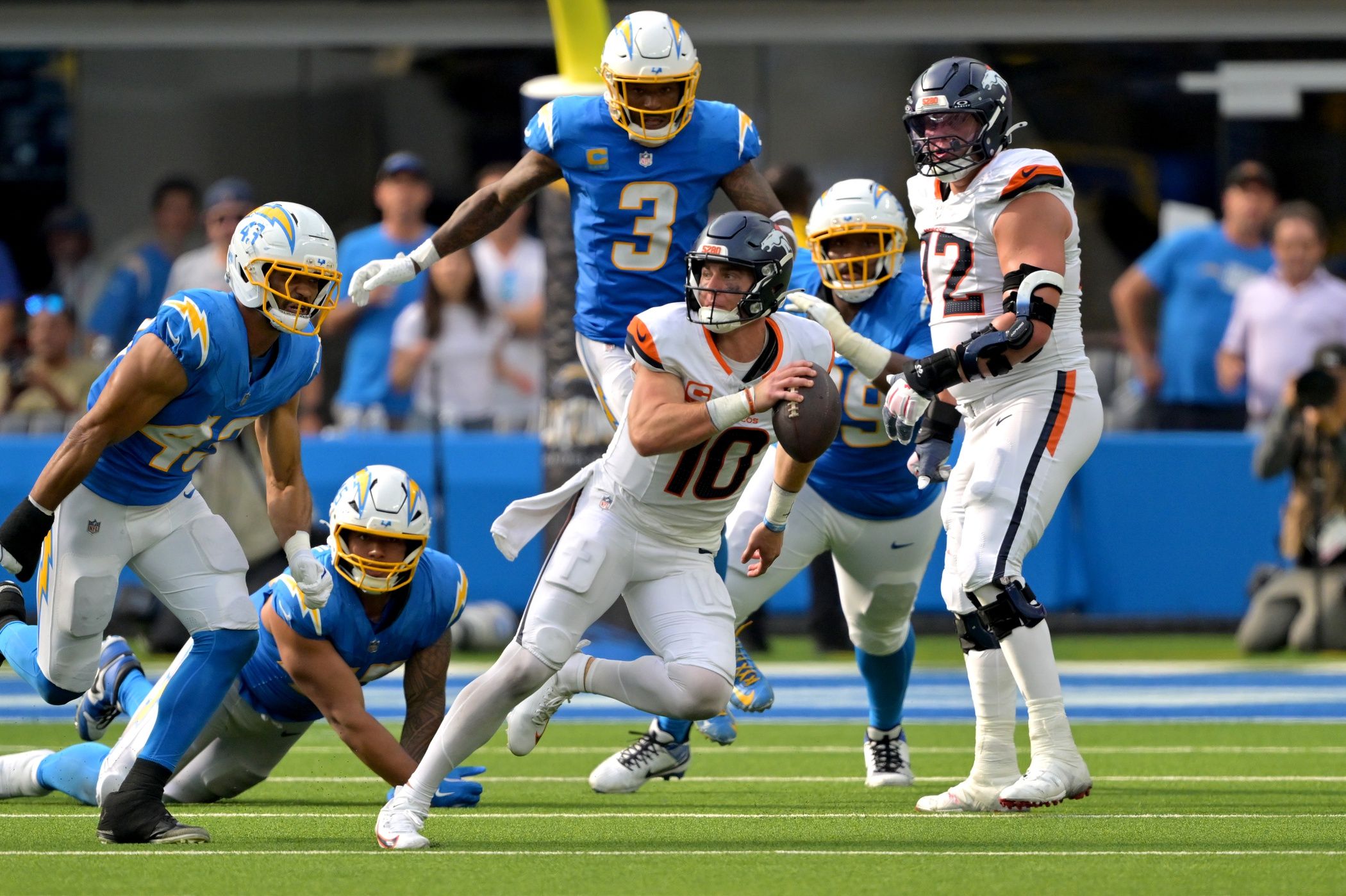 Why Are the Broncos Wearing Different Uniforms on MNF? A Look Denver's ...