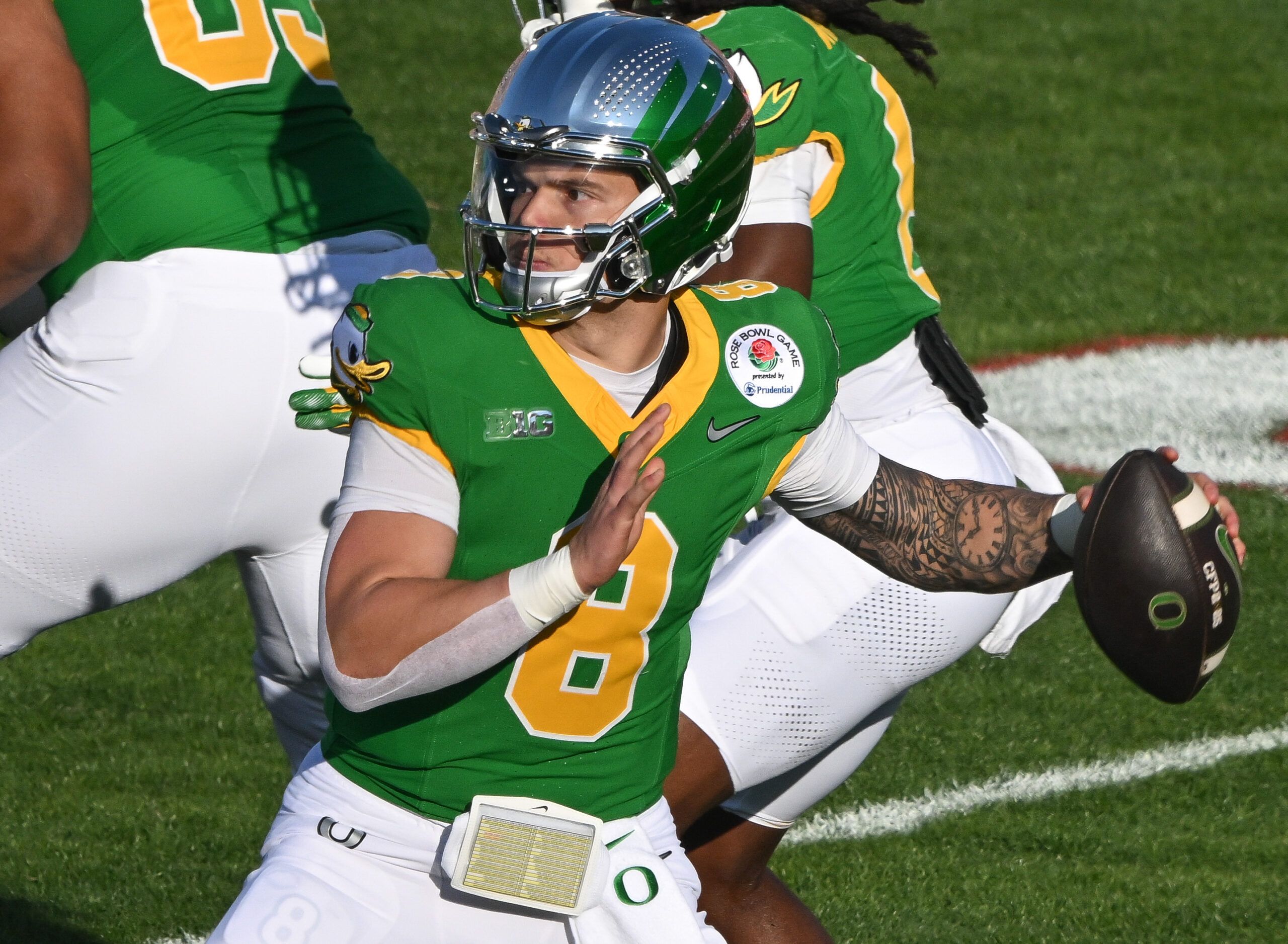 Dillon Gabriel College Stats: Inside the Sensational Record-Breaking ...