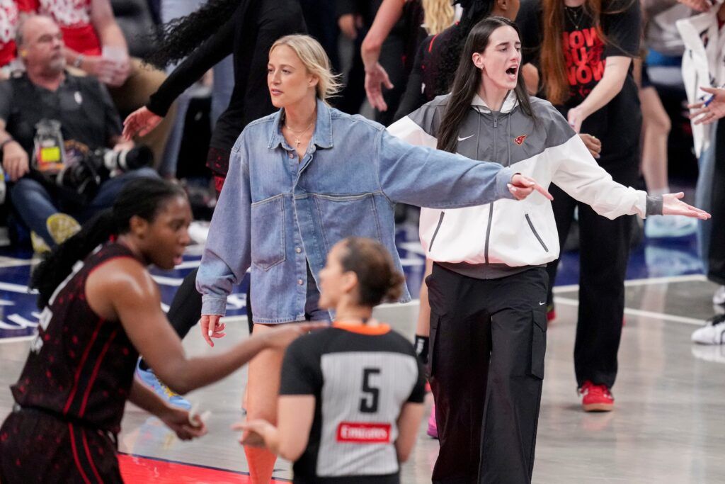 WNBA World Heaps Rare Praise on Referee Amid Recent Backlash