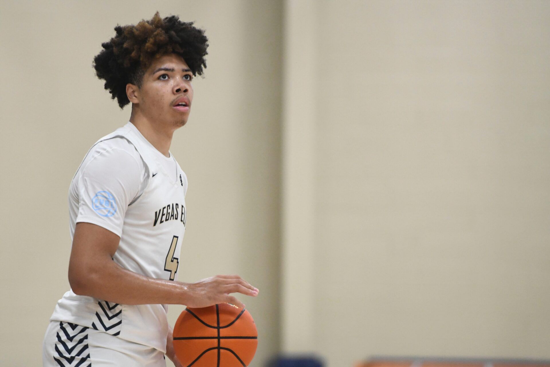 Fans Believe Tyran Stokes’ New Nike Deal Will Cost Bill Self Heavily ...