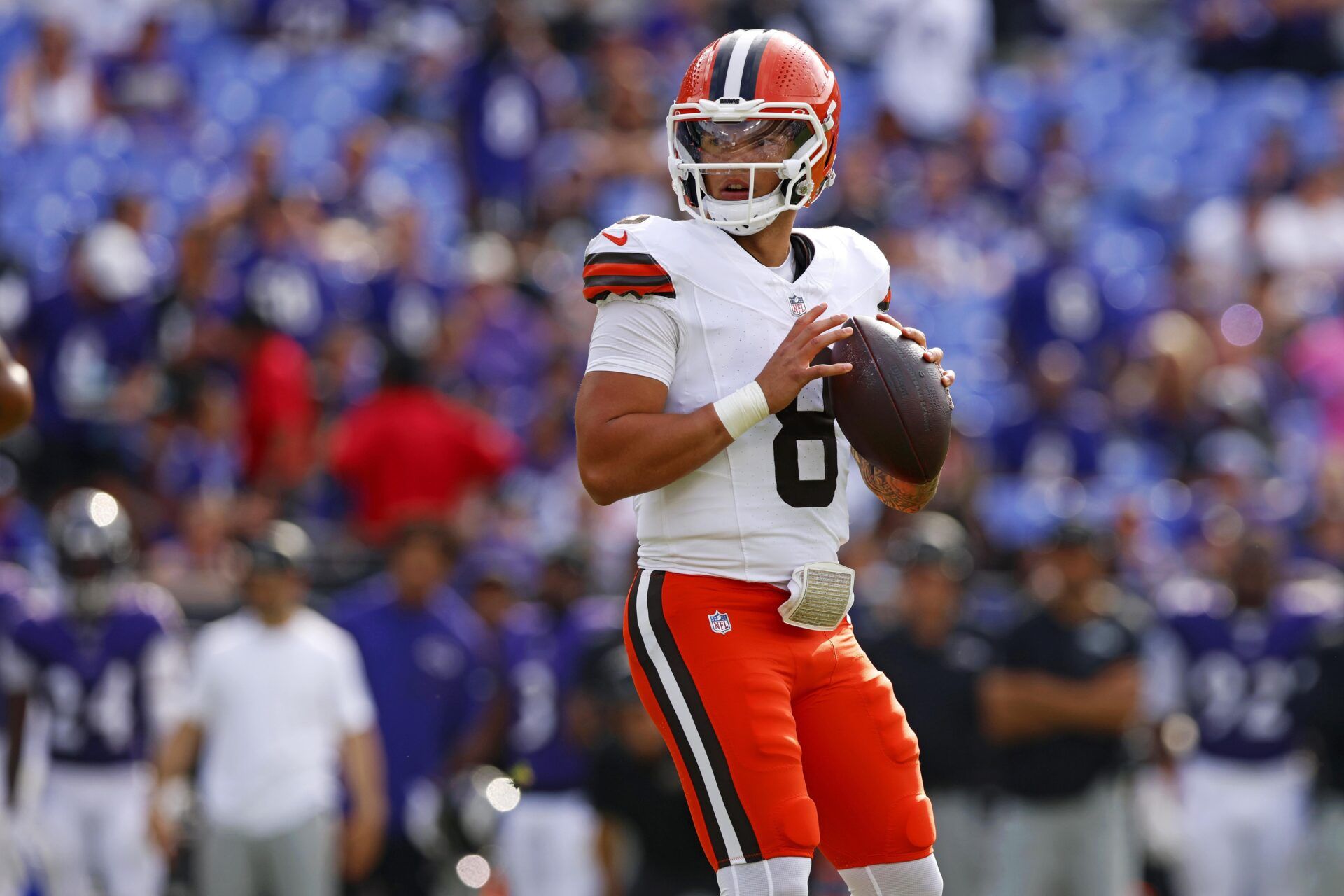 Who Is Dillon Gabriel? Get to Know the Browns QB1’s College, Family, Fiancée, Hometown, More