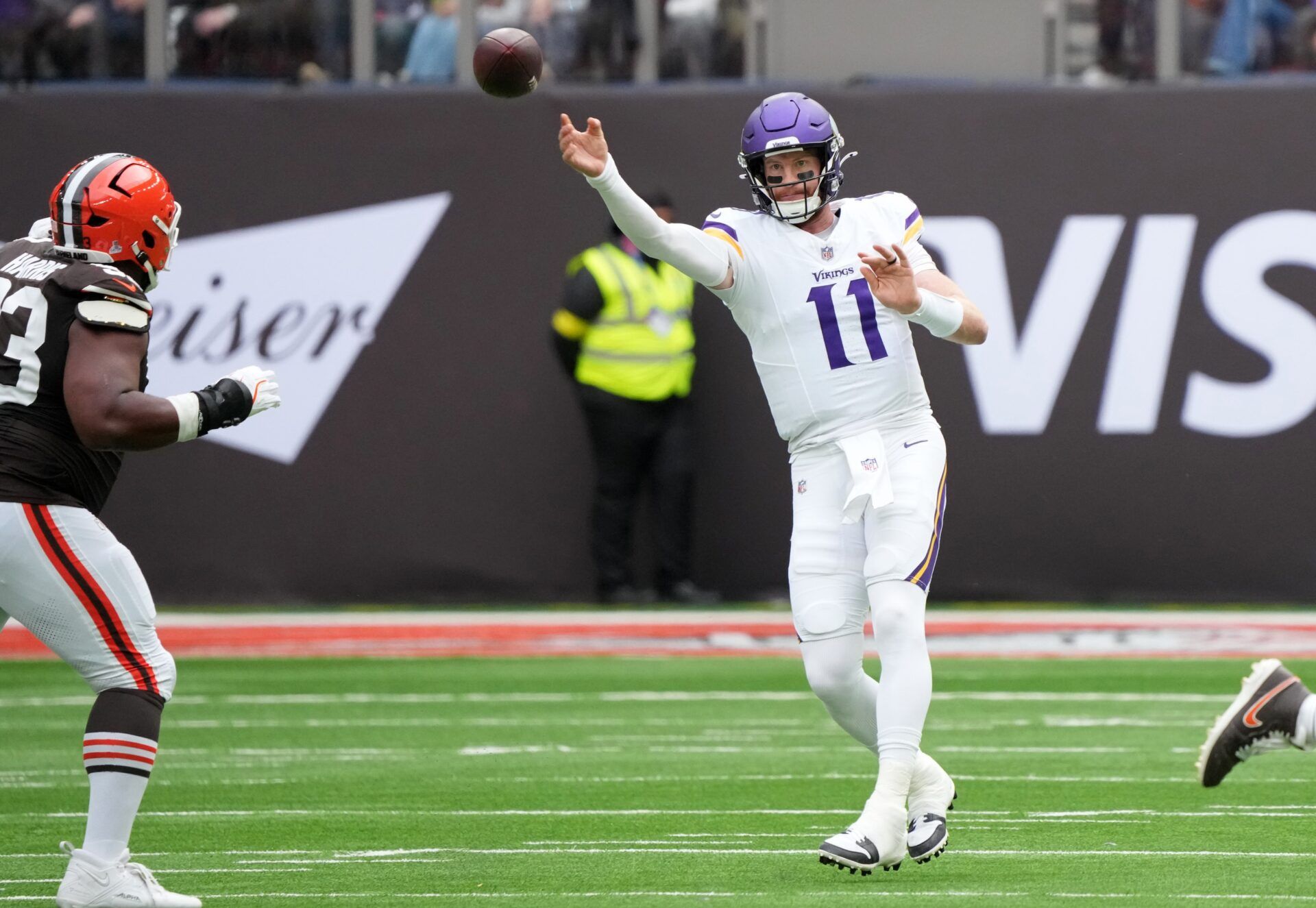 Carson Wentz Injury Update: Latest on the Vikings QB After He Exited ...