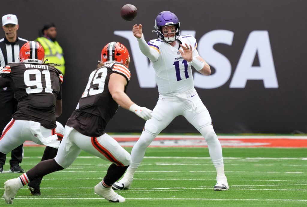 Vikings QB Depth Chart: Who Is Minnesota’s Backup After J.J. McCarthy, Carson Wentz Injuries?