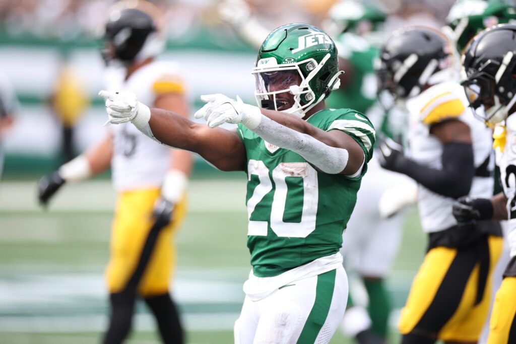 Jets RB Depth Chart: Who’s Left in New York’s Backfield After Breece ...