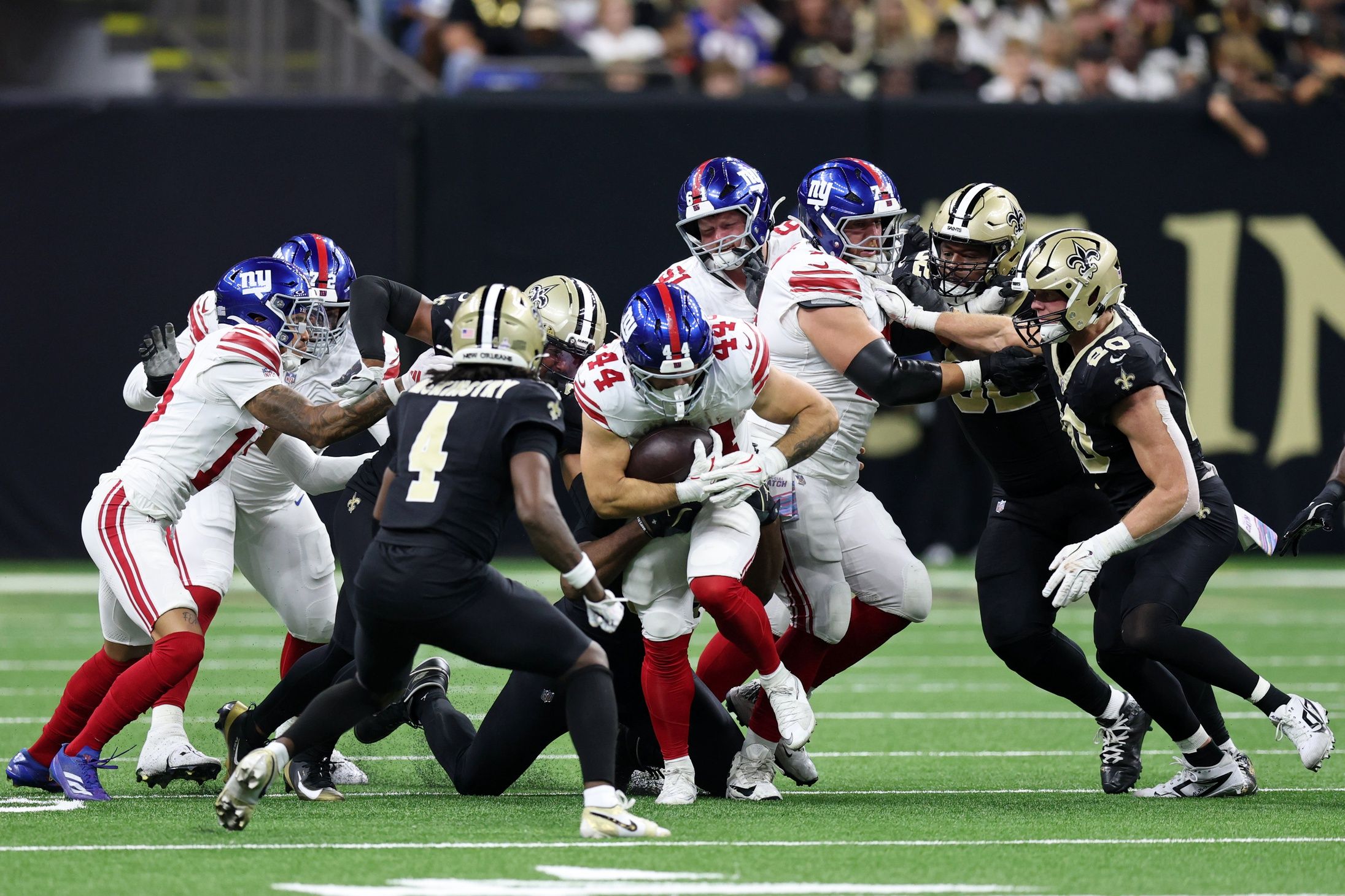 Cam Skattebo Pens Heartwarming Message for Giants Fans After Shocking ...