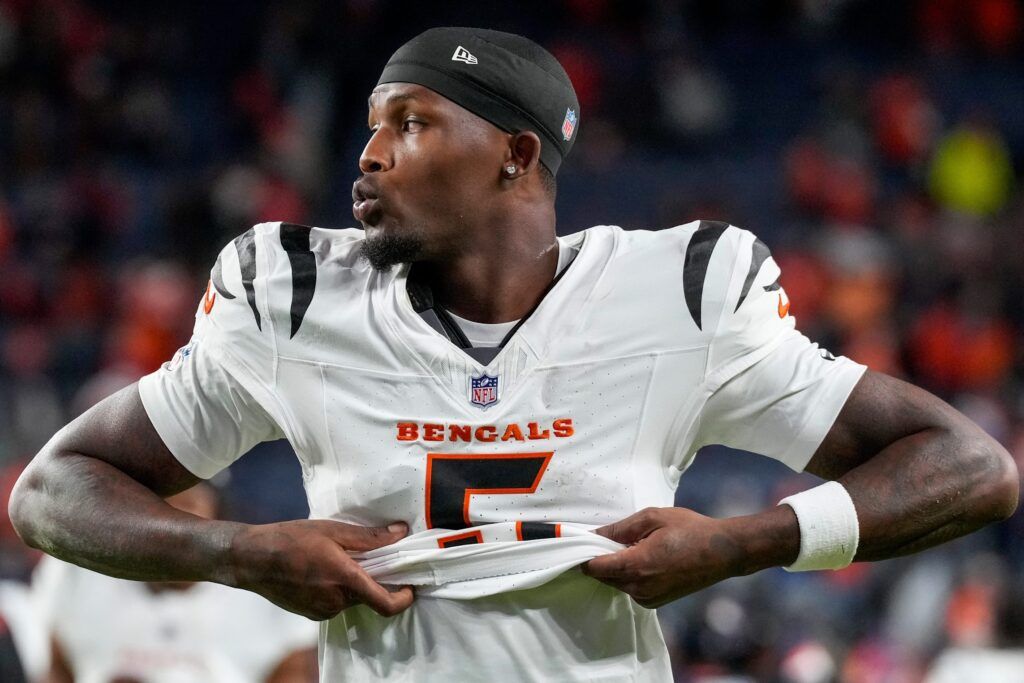 Tee Higgins’ Mother Sends Strong Message About Bengals’ QB Situation ...