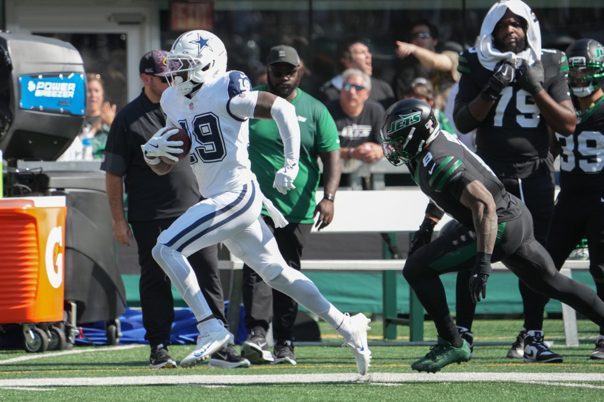 Ryan Flournoy Fantasy Football Waiver Wire: Should Managers Pick Up the ...