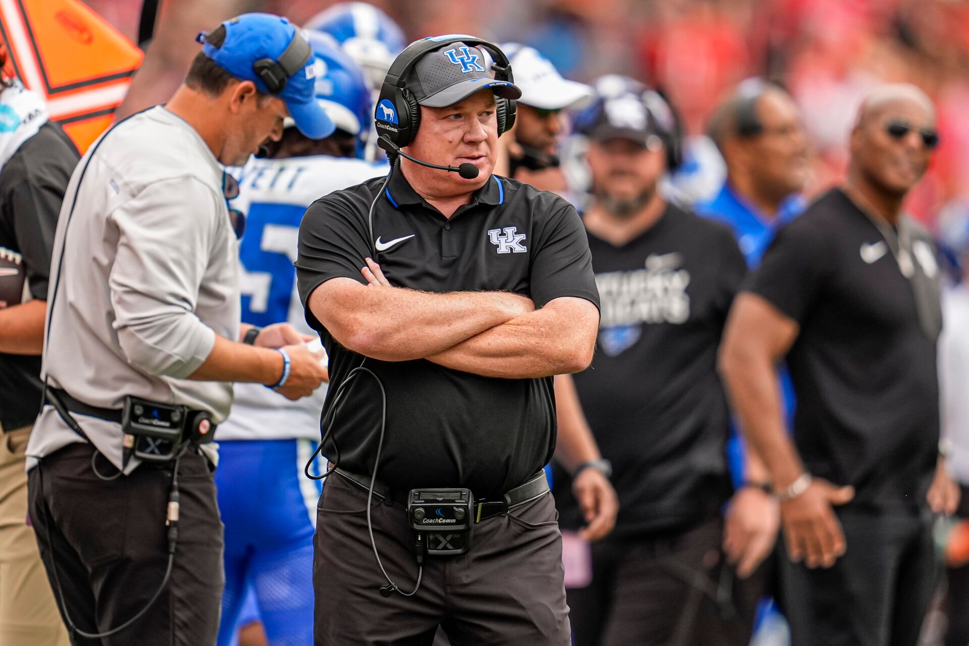Mark Stoops Risks His Legacy Over $37M as Kentucky HC Urged to Take ...