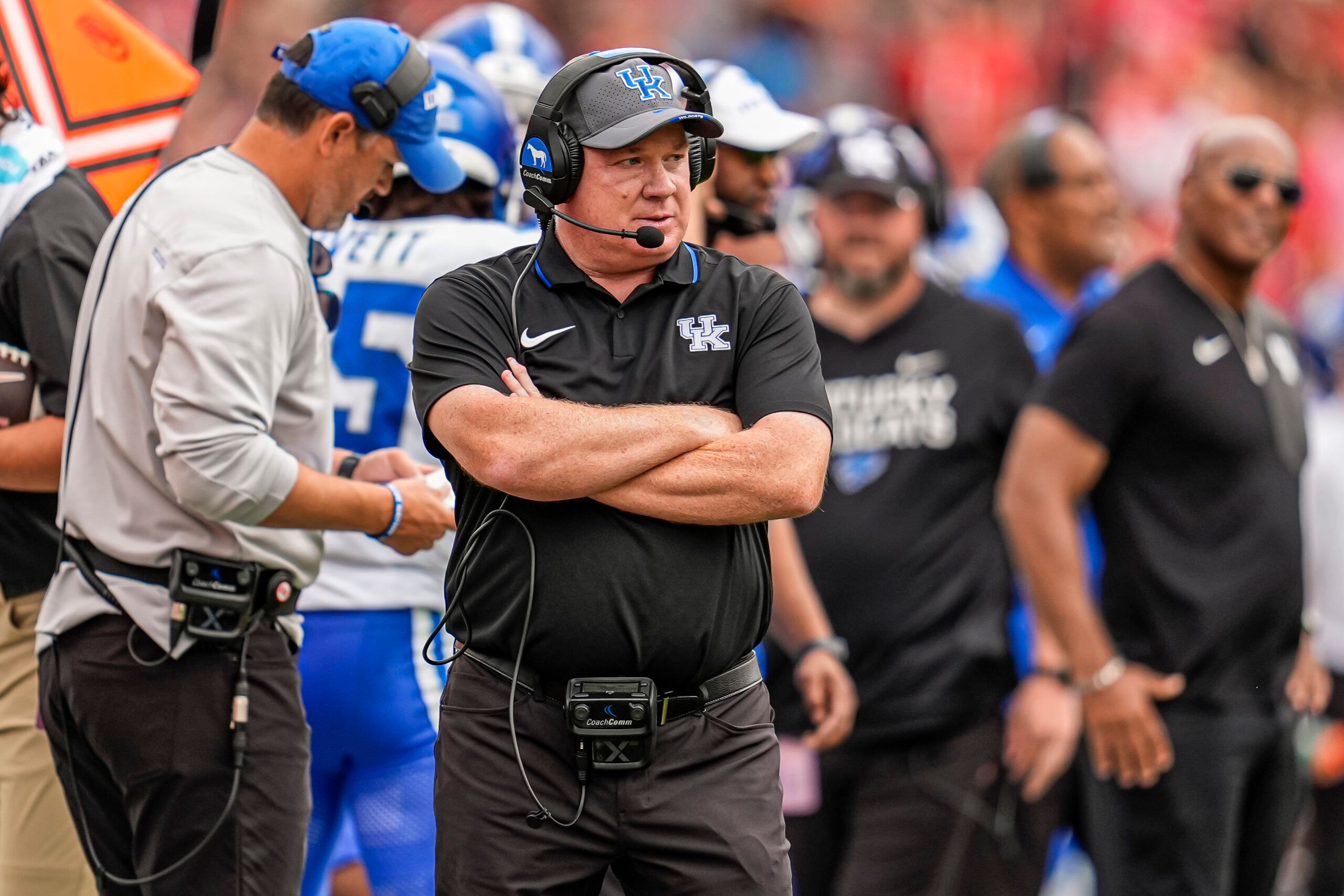 Mark Stoops Risks His Legacy Over $37M as Kentucky HC Urged to Take ...