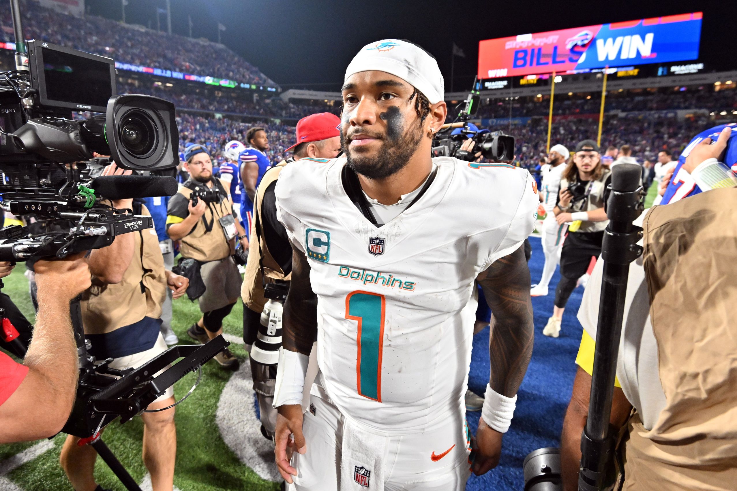 Is Tua Tagovailoa Playing in Week 6? Latest on Dolphins QB’s Injury ...
