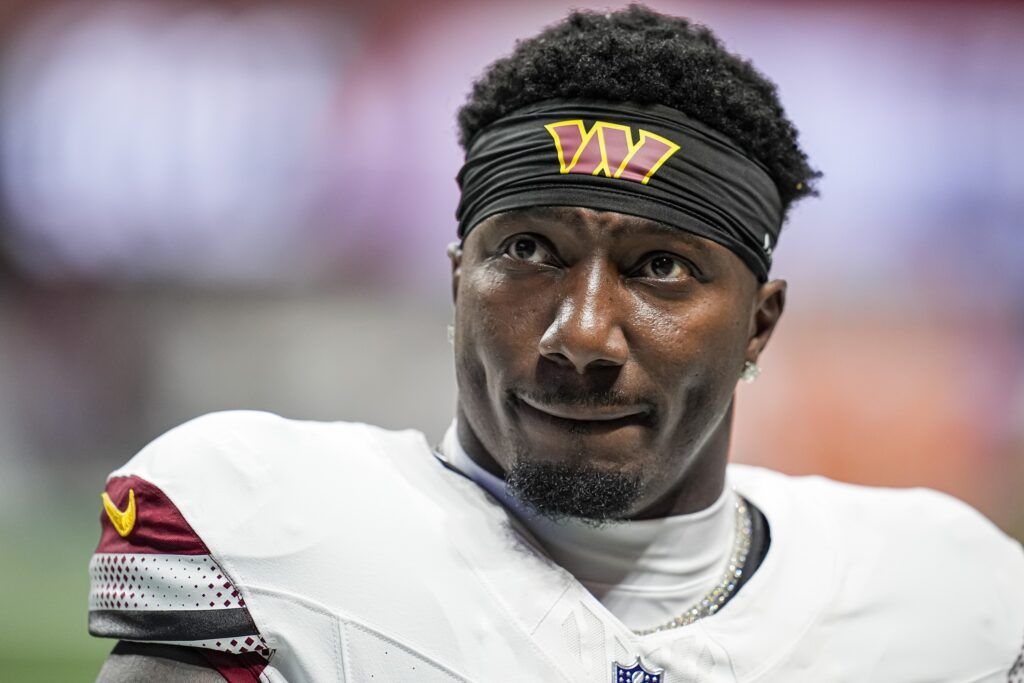 Is Deebo Samuel Playing Tonight vs. Bears? Latest Update on the ...
