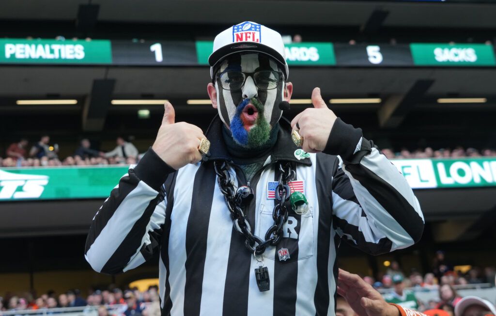 Who Are the Referees in the Bears-Commanders Game? Get to Know the Refs ...