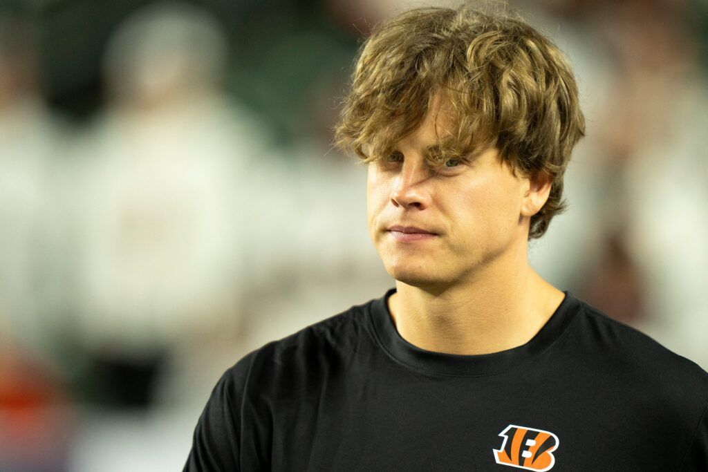 When Will Joe Burrow Return? Breaking Down How Long the Bengals QB Will ...