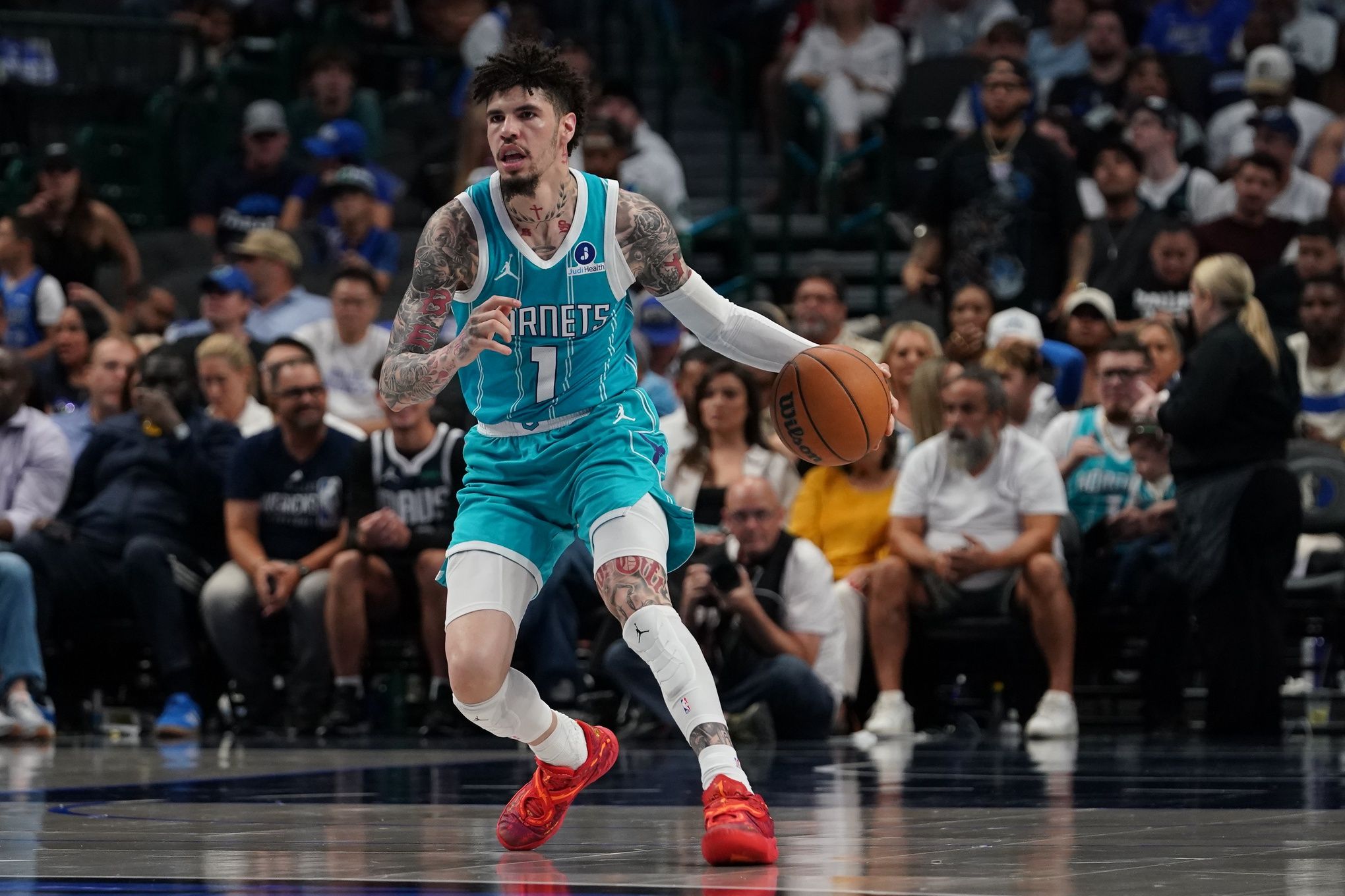 LaMelo Ball Fantasy Outlook: Should You Draft the Charlotte Hornets ...