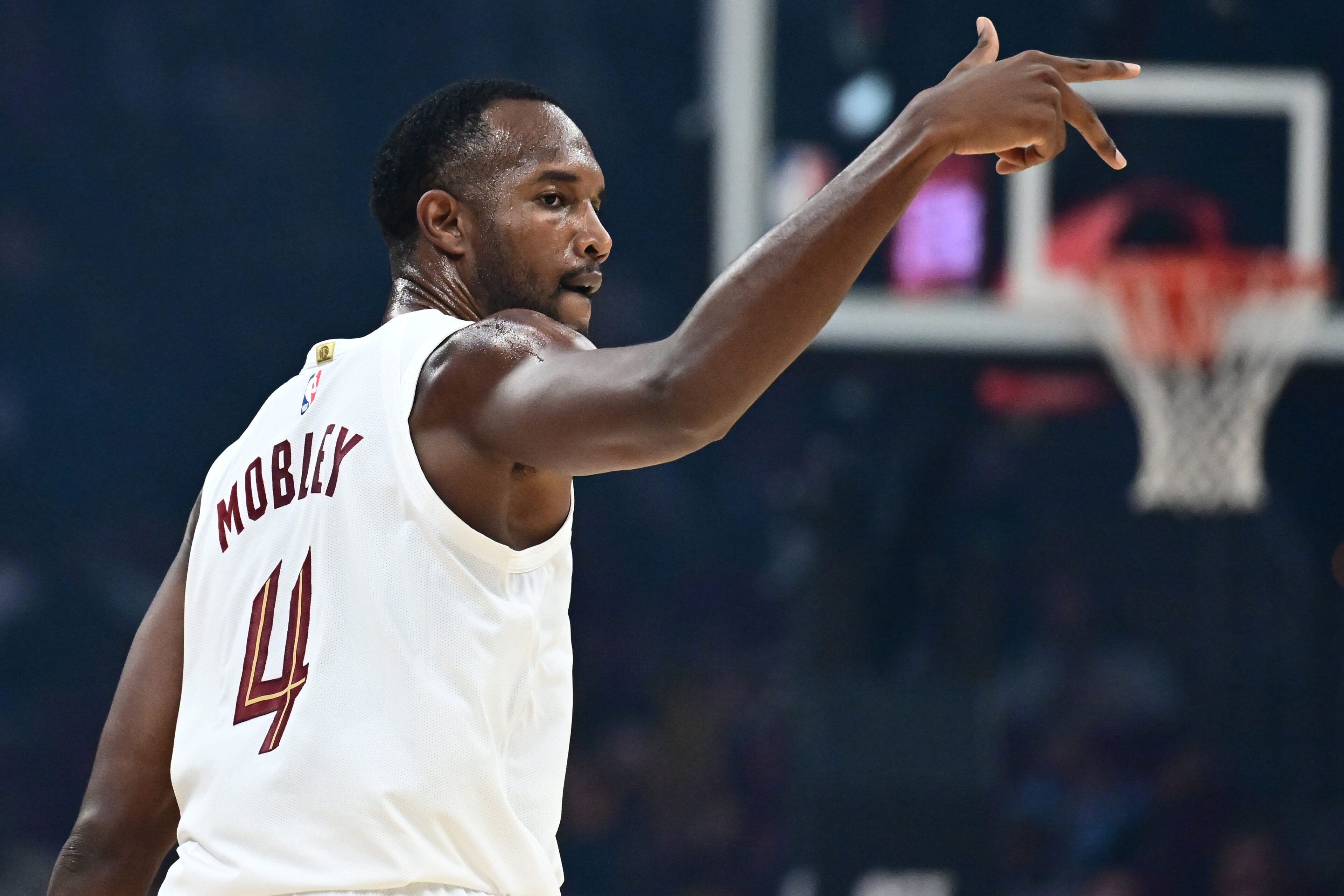 Evan Mobley Fantasy Outlook: Should You Draft the Cleveland Cavaliers ...