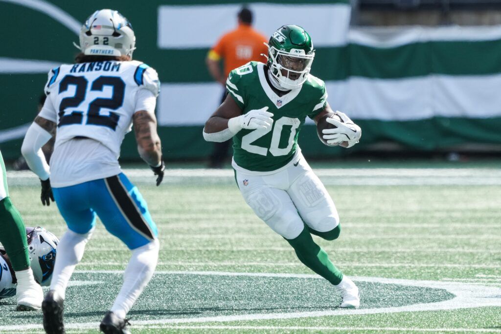 Breece Hall Injury Update: Latest on the Jets Star After Exiting Week 7 ...