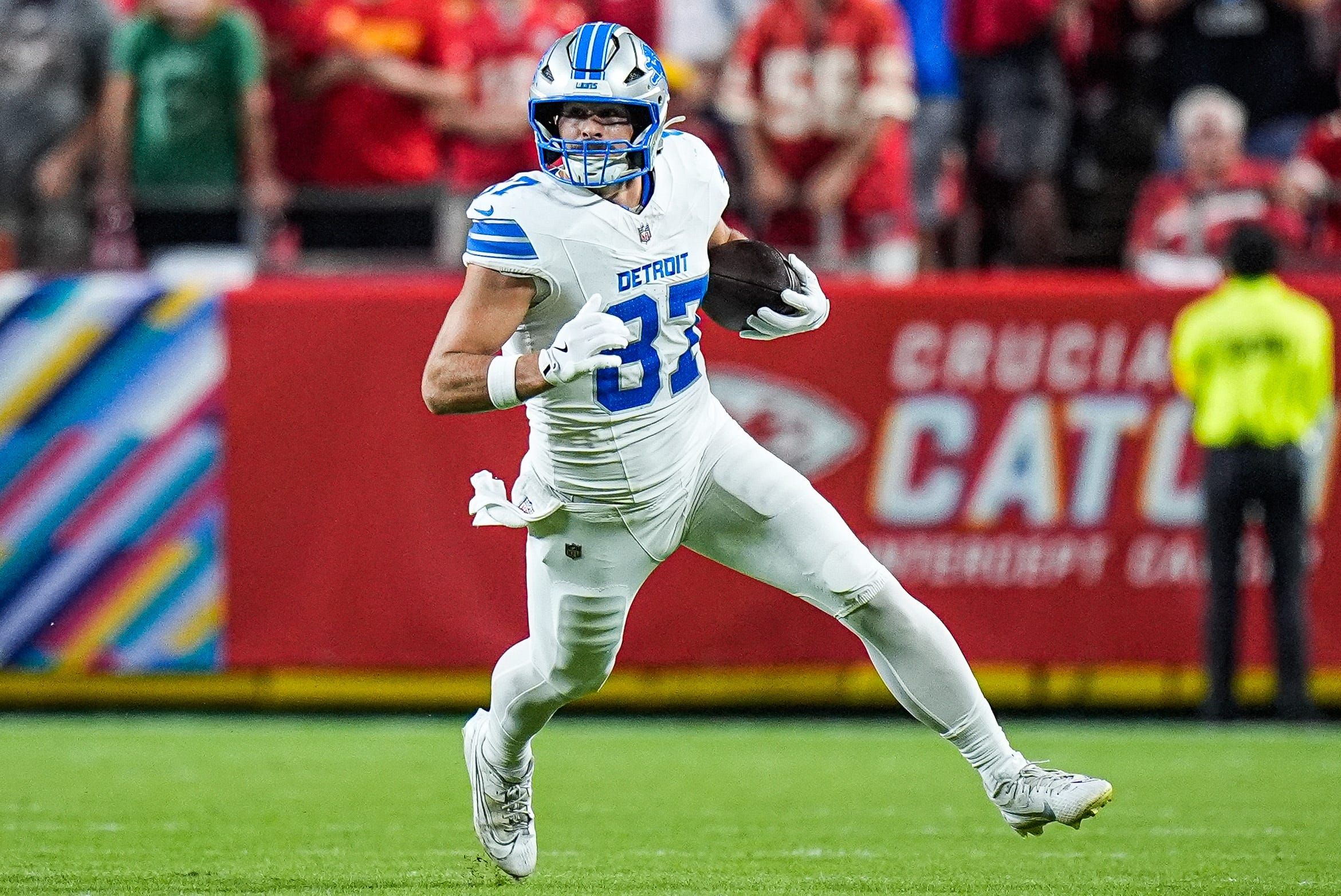 Is Sam LaPorta Hurt? Breaking Down If the Lions Star Is Injured Amid ...