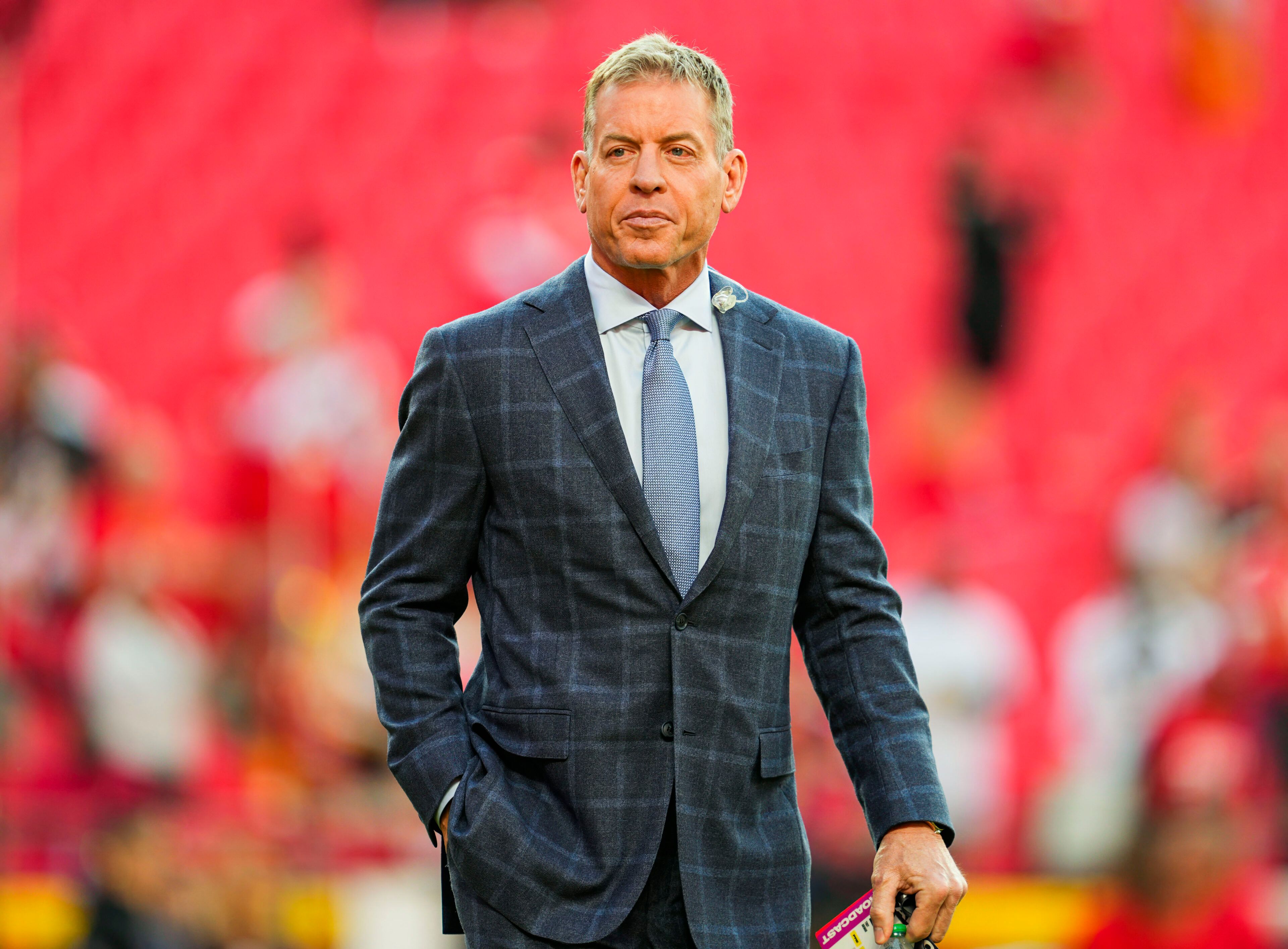 Cowboys Legend Troy Aikman Makes Personal Announcement During Bucs ...