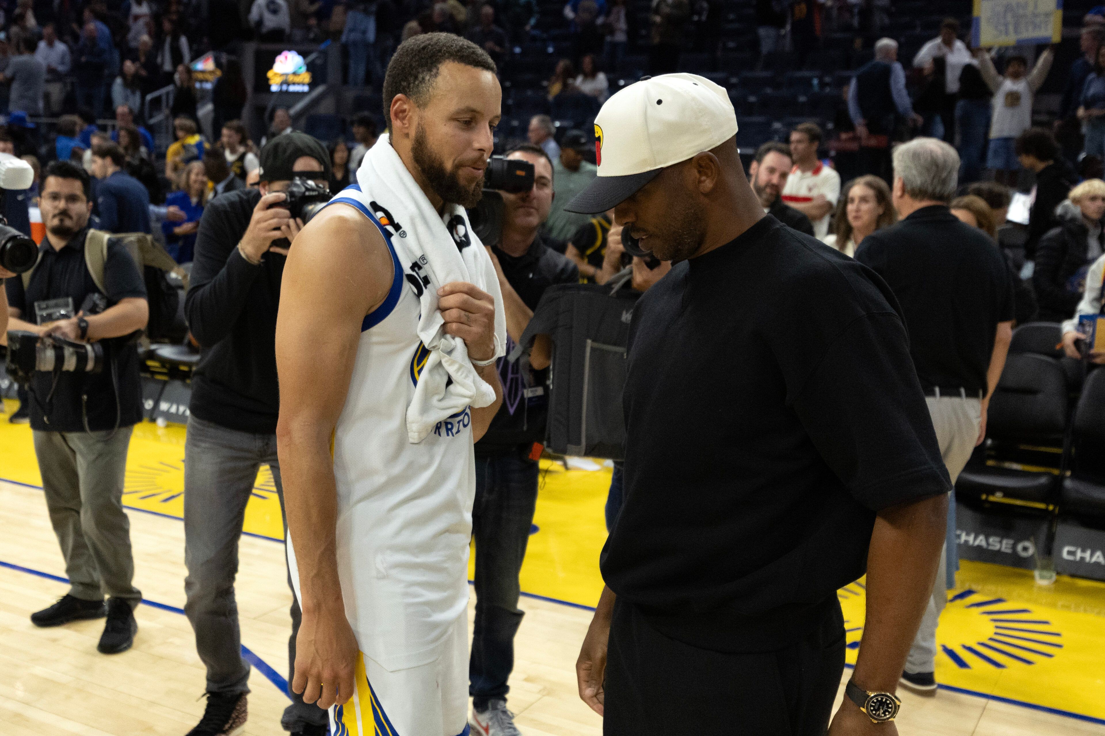 NBA Salaries Rise by $400 Million Ahead of 2025–26 Season