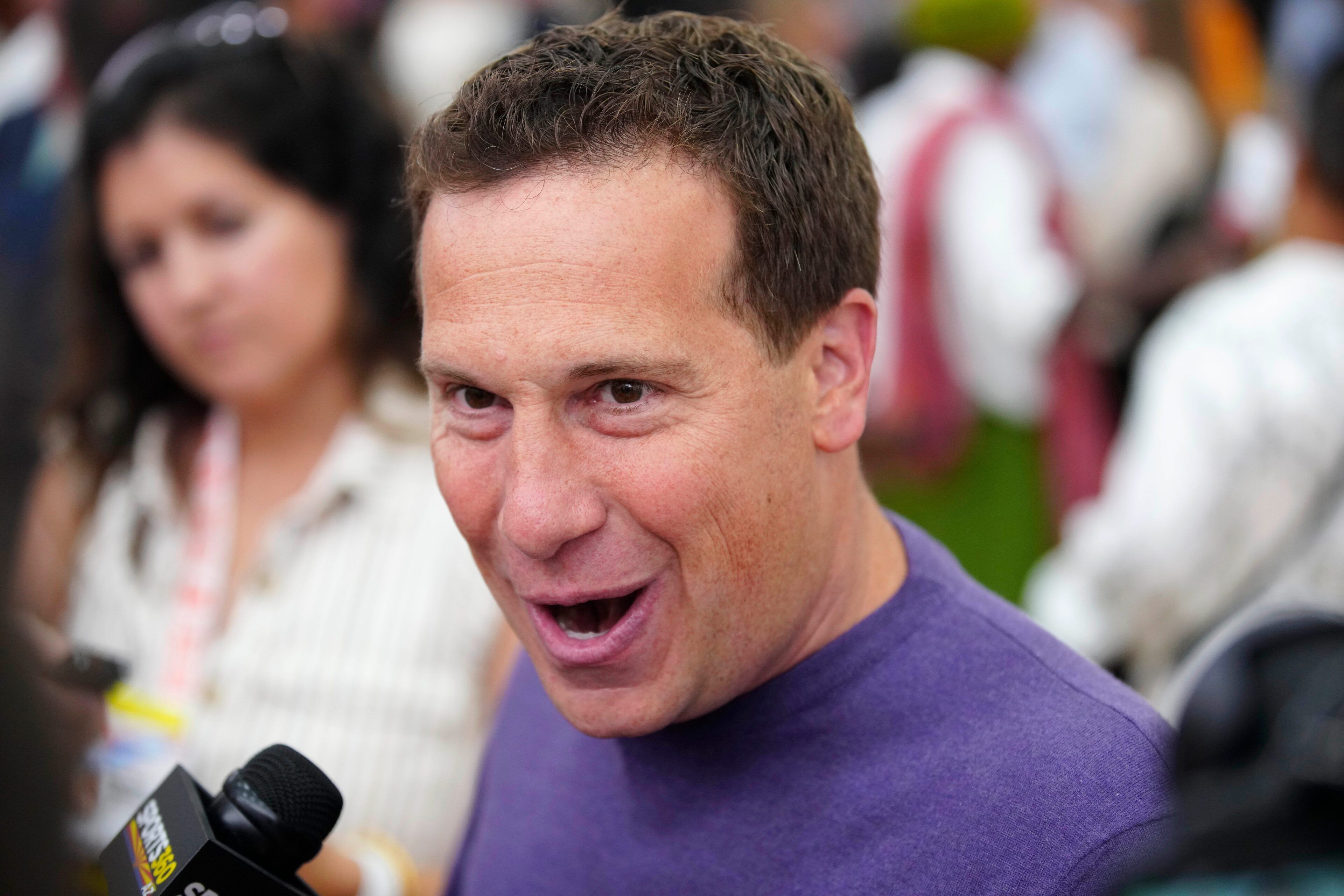 Suns Owner Mat Ishbia Throws Down the Gauntlet to NBA Analyst Bill ...