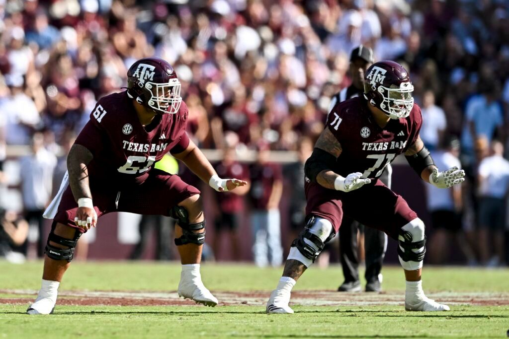 Chase Bisontis NFL Draft Profile: Week 13 Scouting Report for the Texas ...