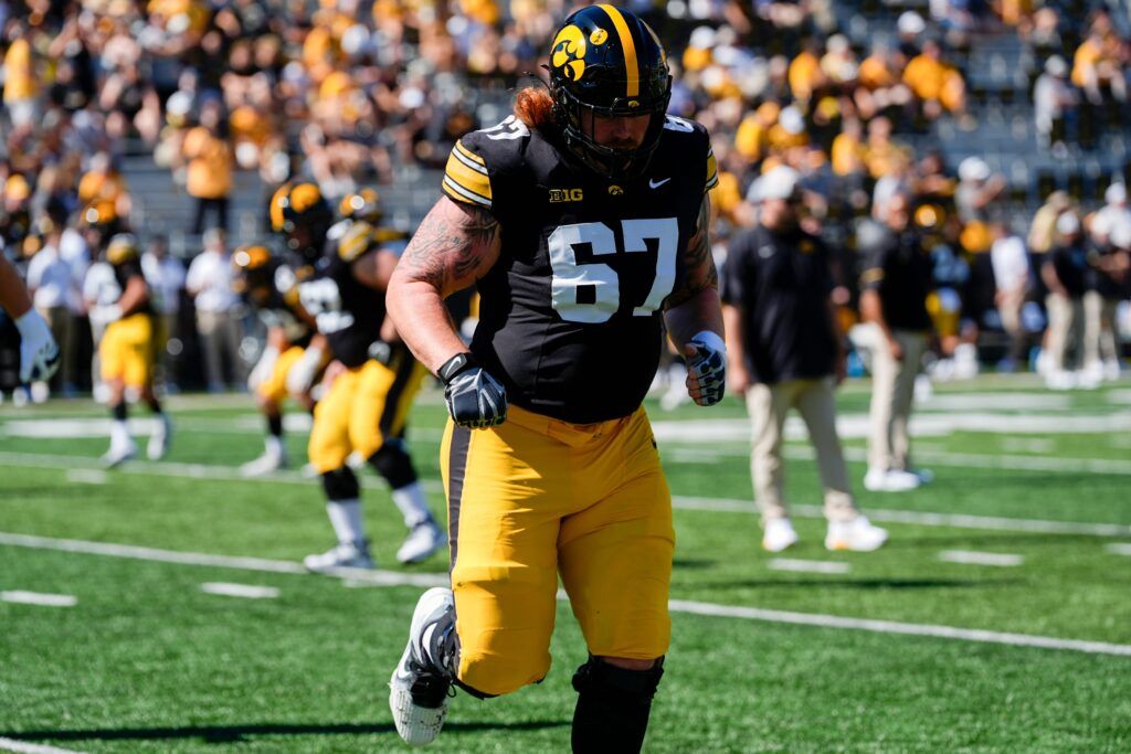 Gennings Dunker NFL Draft Profile: Week 9 Scouting Report for the Iowa ...