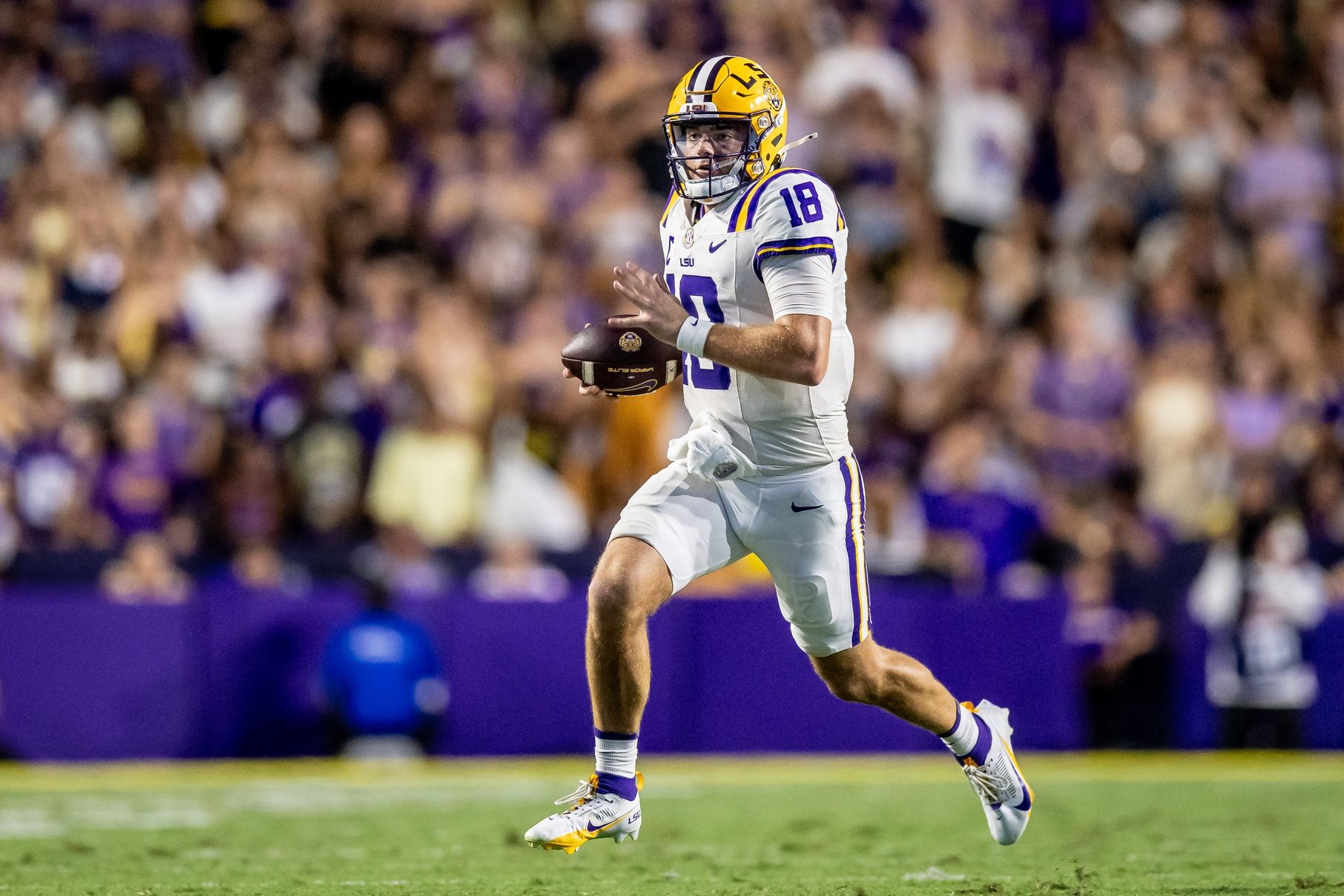 Garrett Nussmeier NFL Draft Profile: Week 10 Scouting Report for the ...