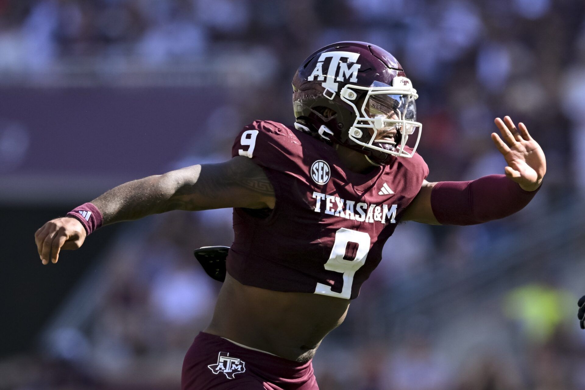 Cashius Howell NFL Draft Profile: Week 12 Scouting Report for the Texas ...