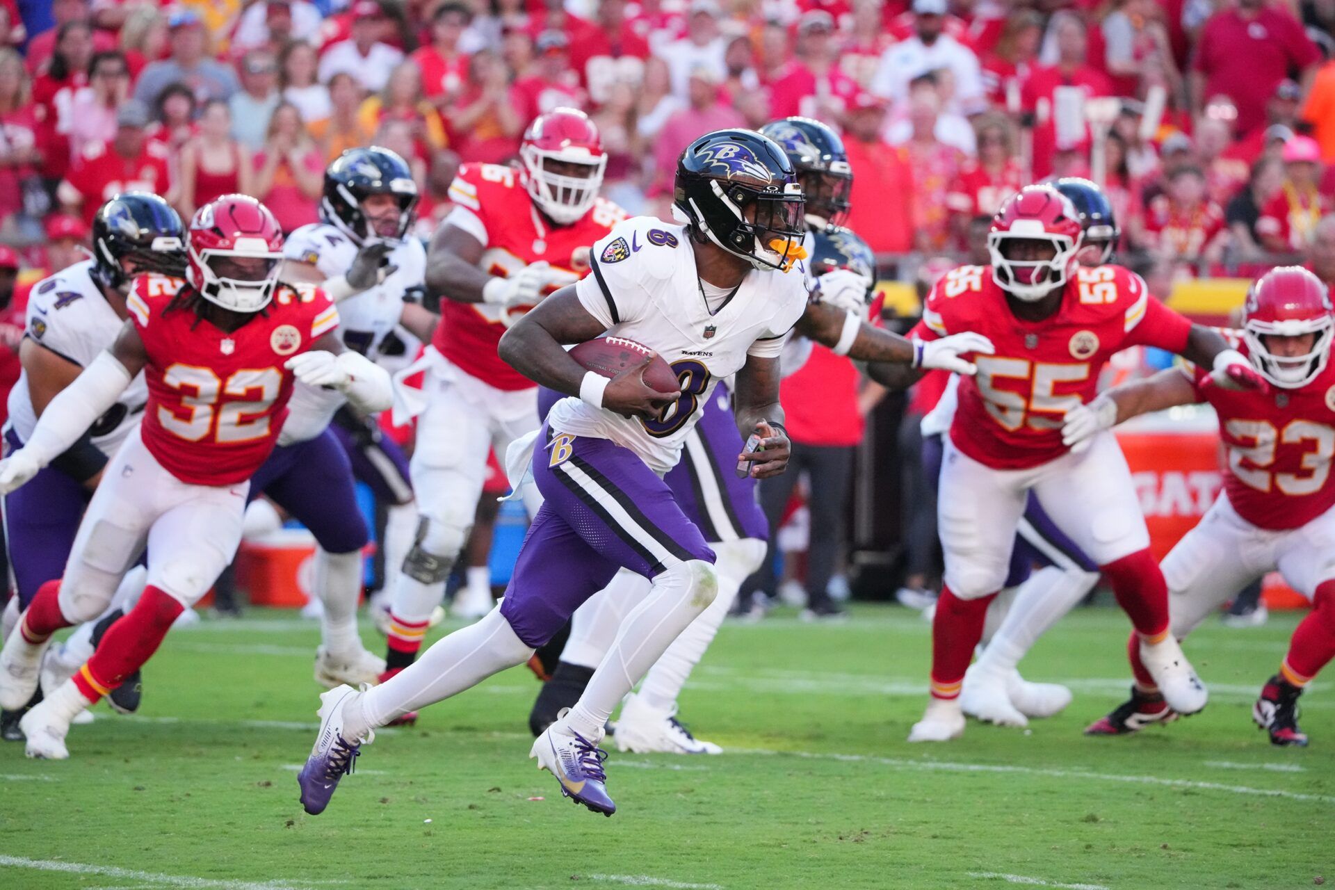 Is Lamar Jackson Playing Week 8? Will Fantasy Managers Have the Ravens ...