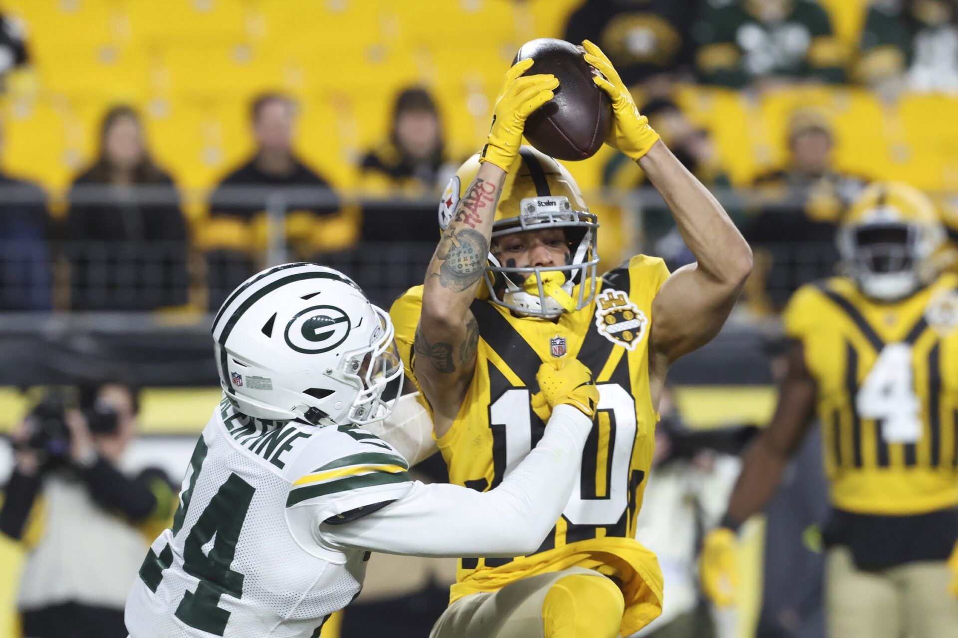 Calls Mount for NFL To ‘Investigate’ Refs As Fans Are Sick of ...