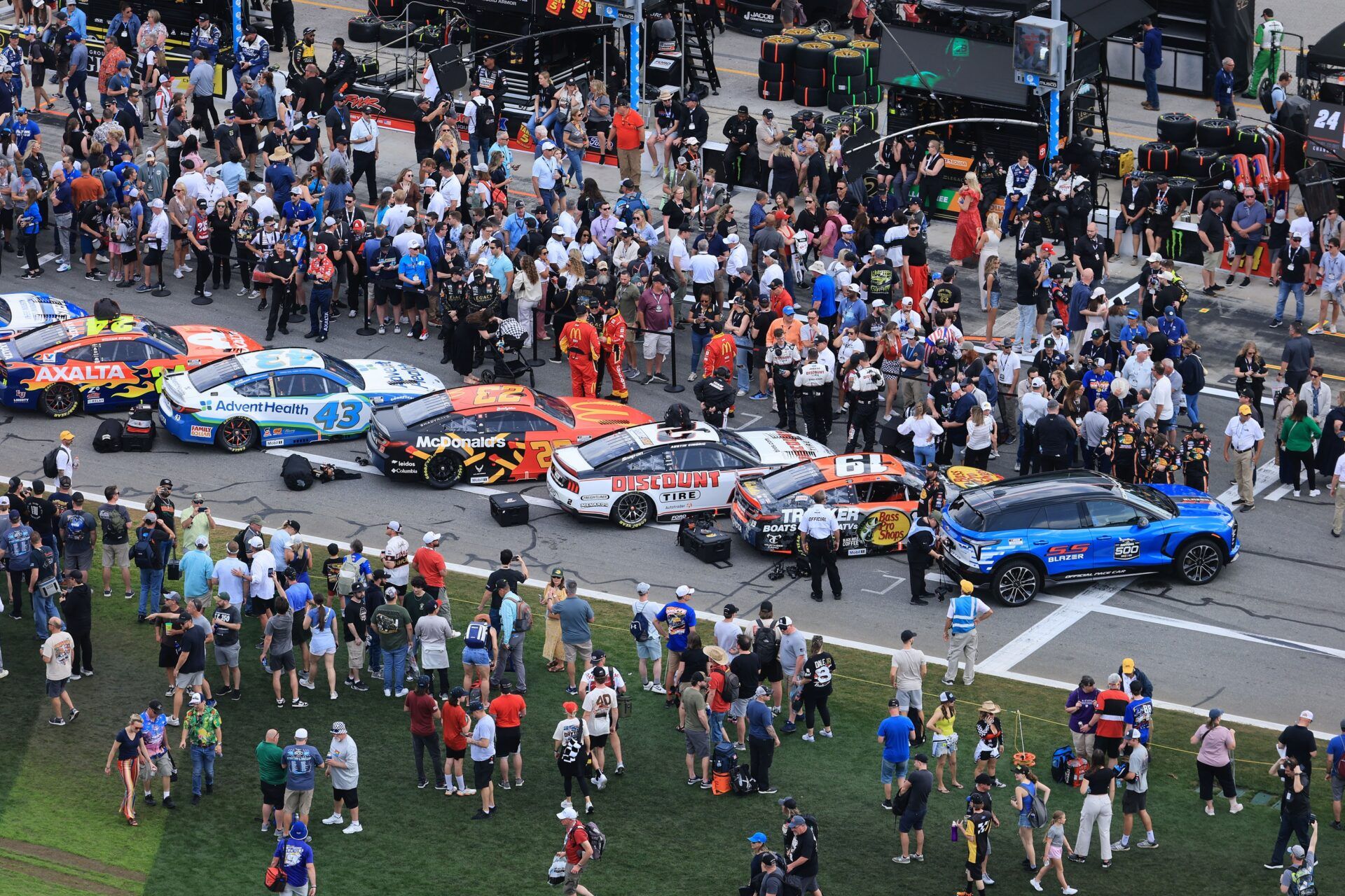 NASCAR Under Fire as 2025 Charter Agreement Exposes Brutal Pay Reality ...