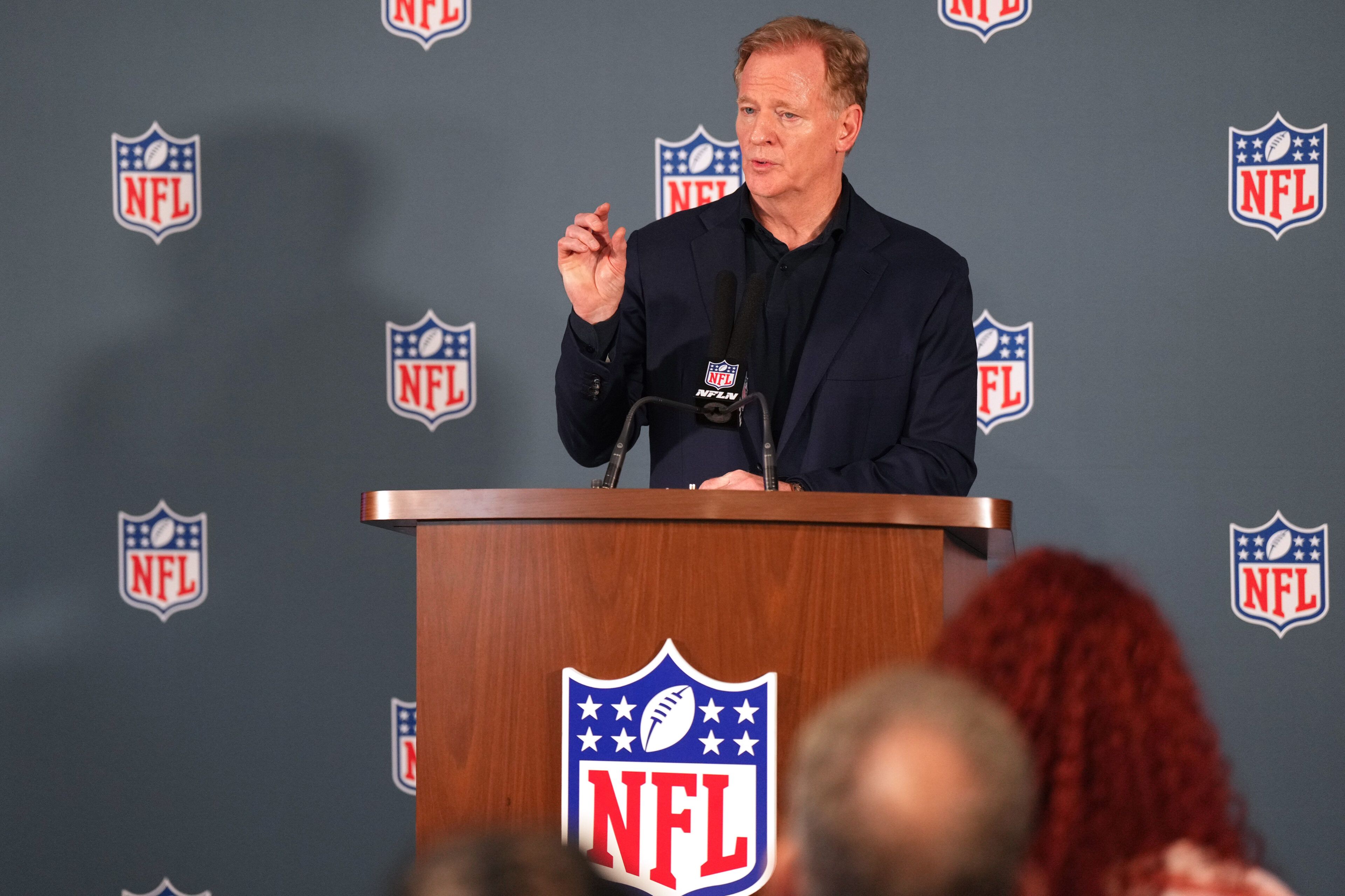‘Absolutely Ridiculous’ -- NFL Fans React to YouTube TV Losing All ABC ...