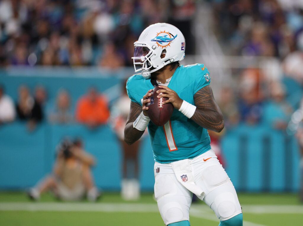 ‘Zach Wilson Can’t Be That Bad,’ ‘Put in Quinn Ewers’ -- Dolphins Fans ...