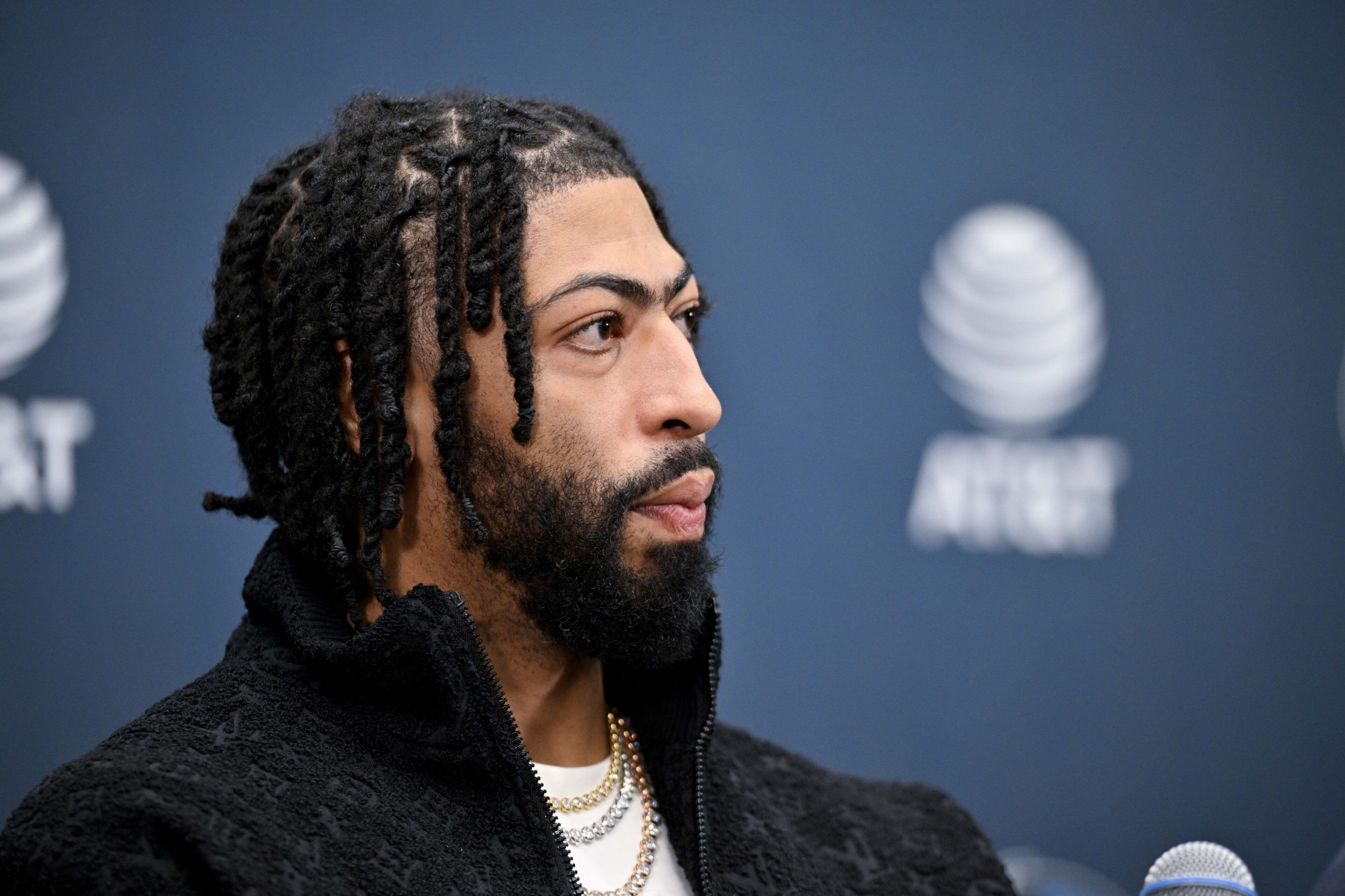 NBA Fans React To Dallas Mavericks' Anthony Davis Announcement
