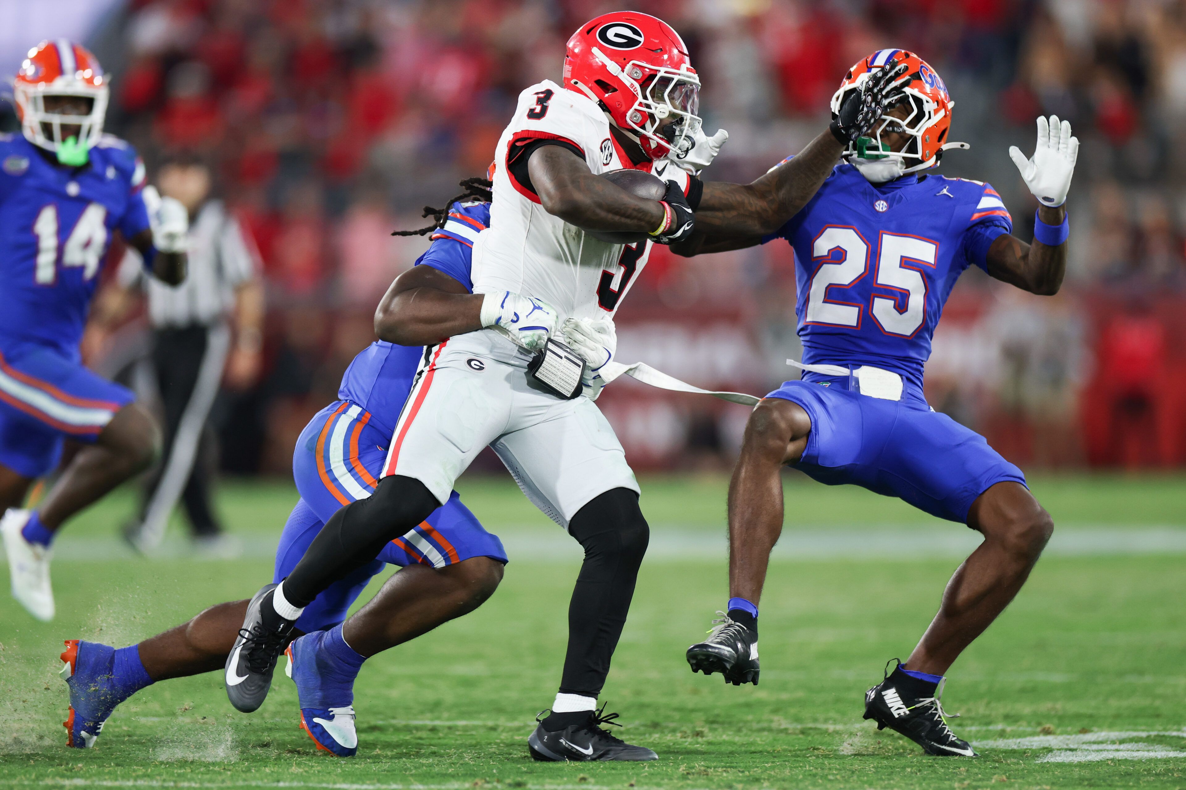 Florida ‘Robbed’ by Controversial Call as Gators Become Latest Victim ...