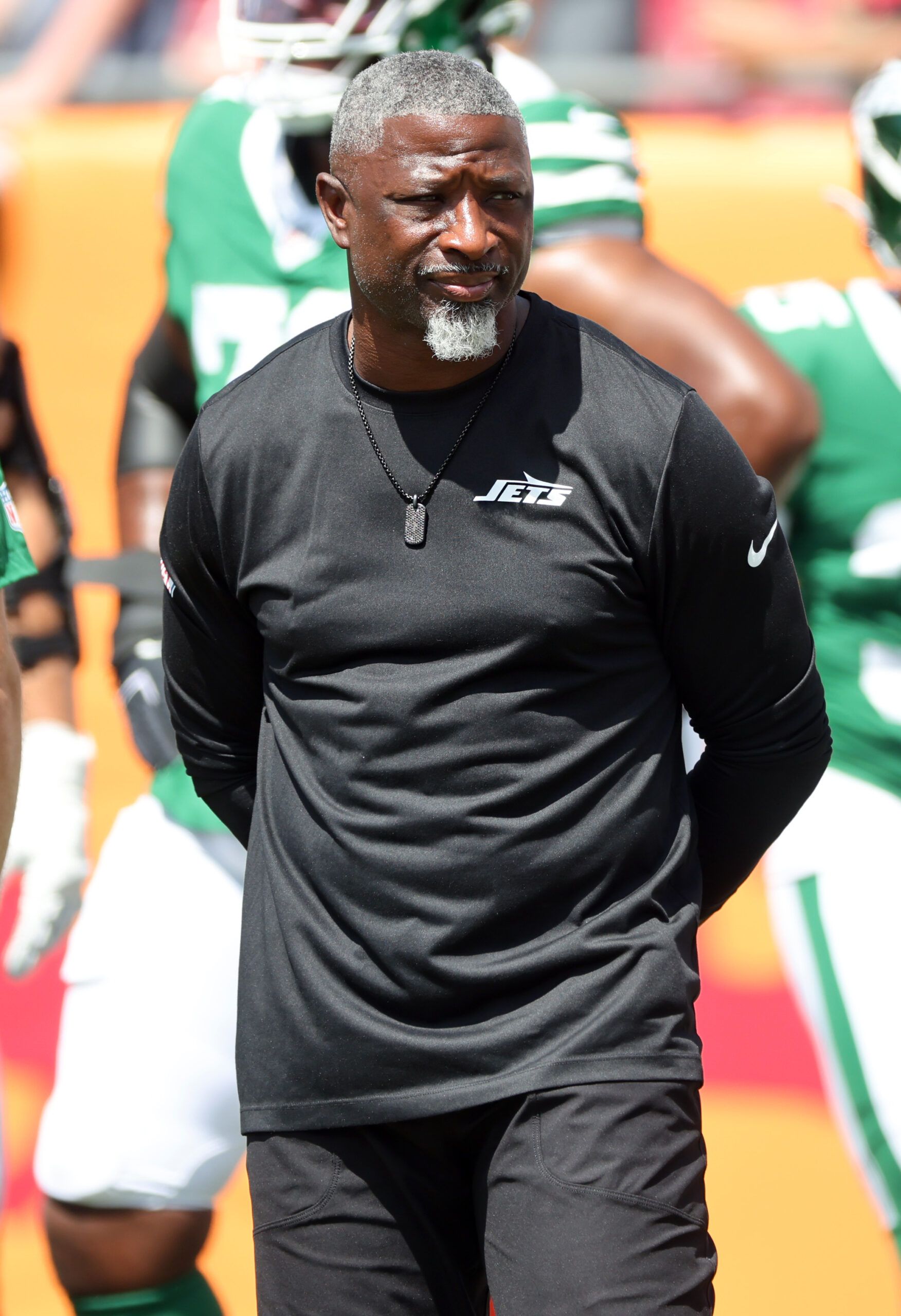 Jets Bench All-Pro Linebacker Amid Defensive Overhaul