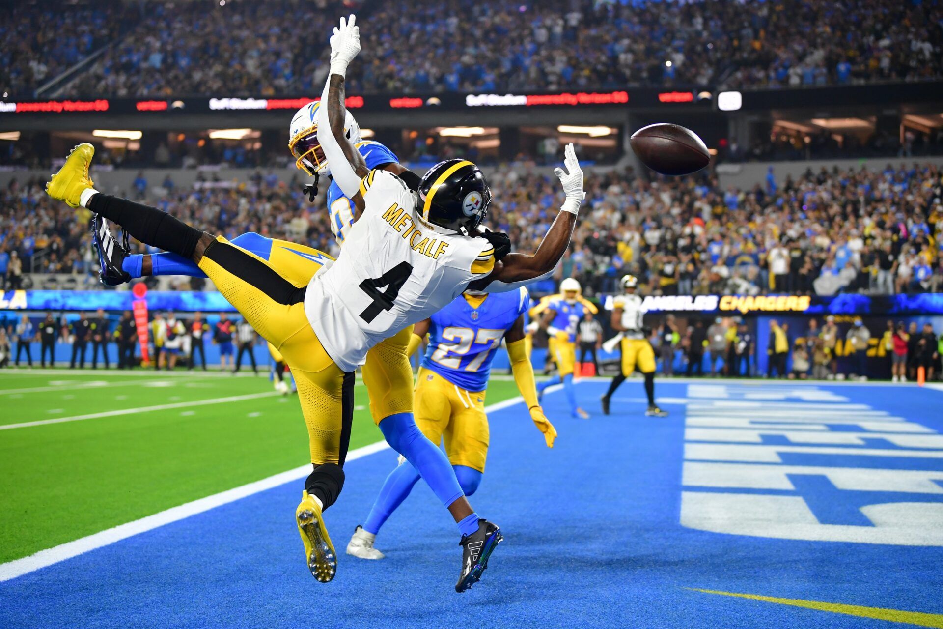 Controversy Erupts After Fans Call Out NFL Refs’ ‘Inexcusable’ Mistake ...