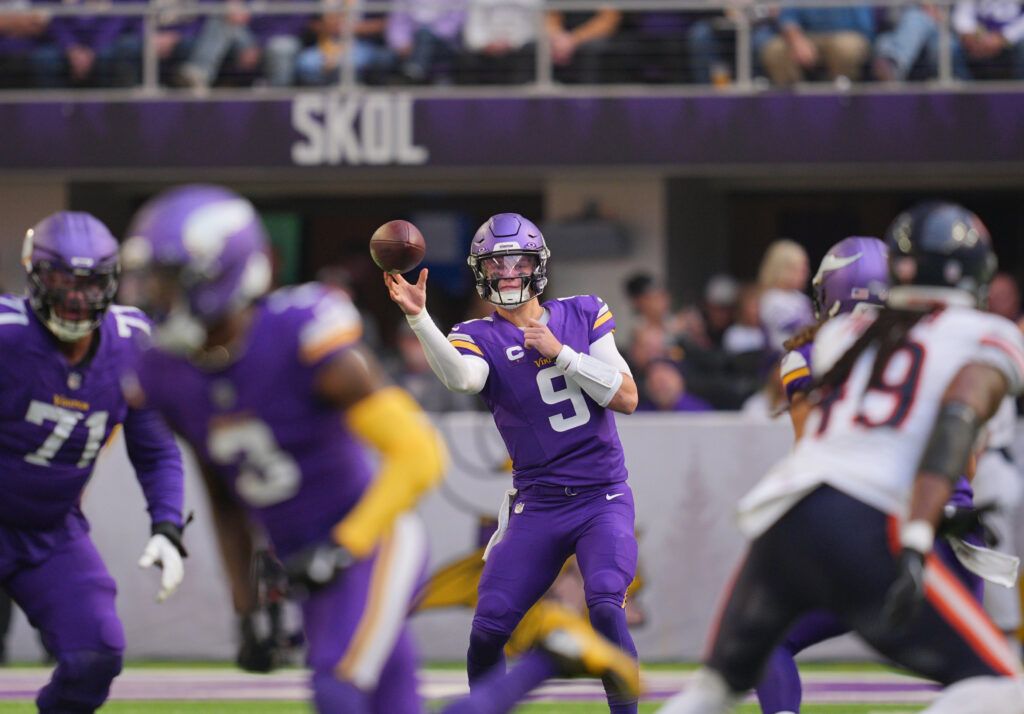 Why One NFL Analyst Sees an 80% Chance the Vikings Move On From J.J ...