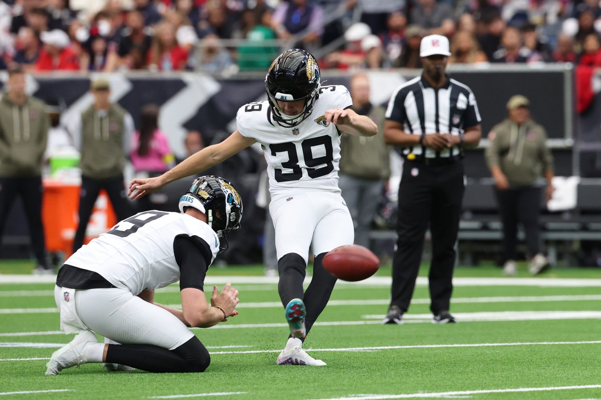 Week 12 Fantasy Kicker Streamers: Notable Players Include Cam Little ...